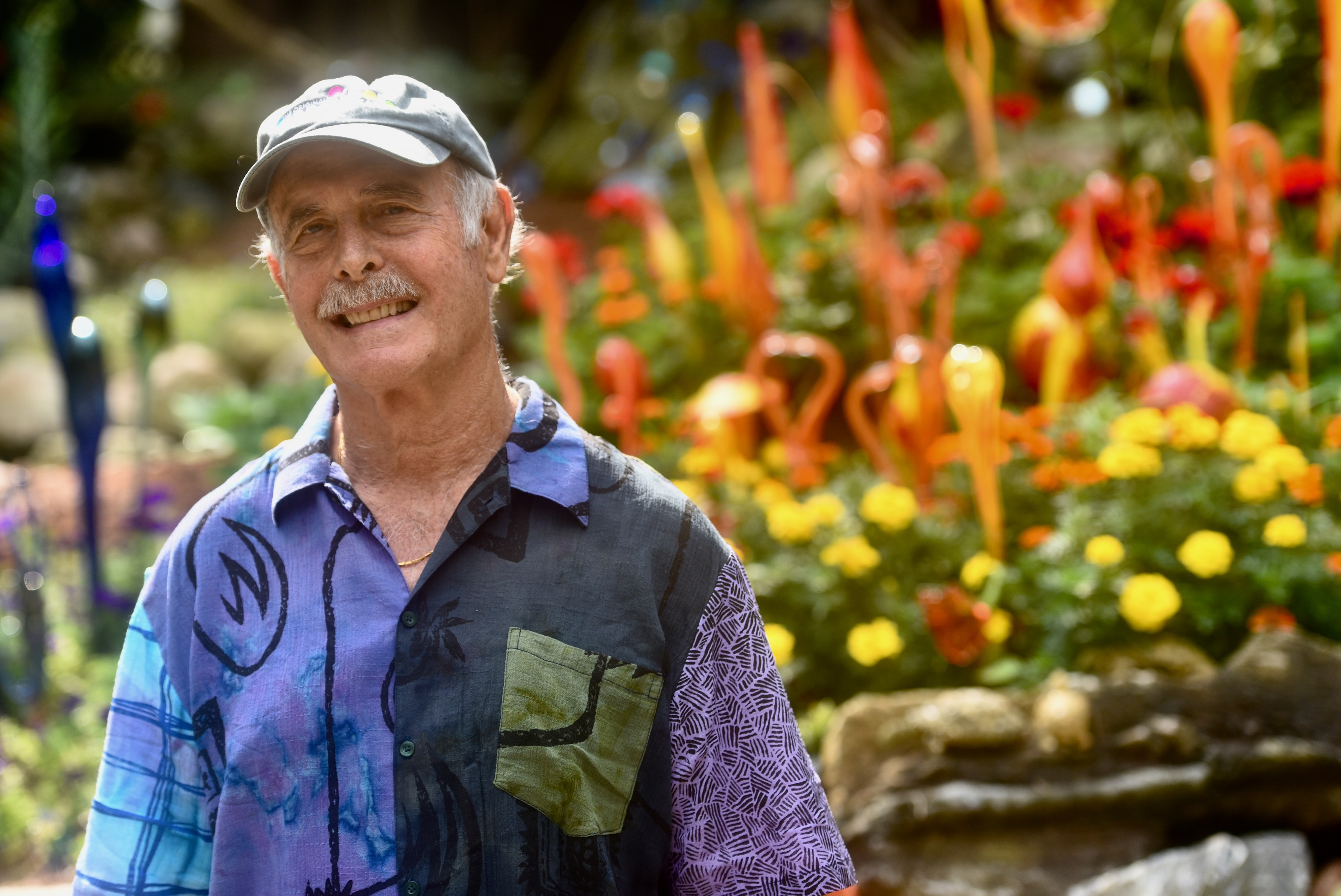 Ann Arbor artist Larry Nisson's glass artwork and backyard garden ...