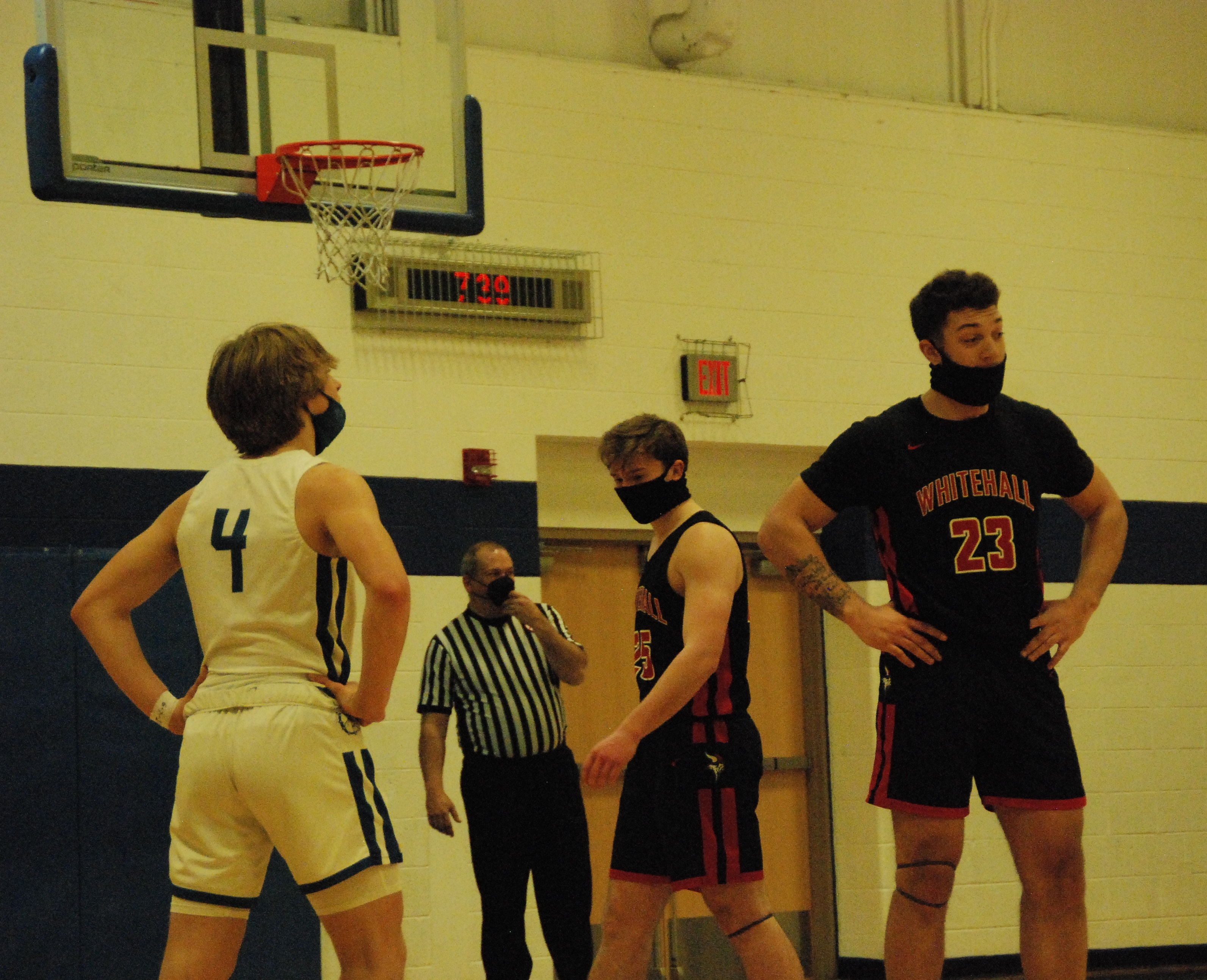 Whitehall beats Ravenna to complete 11-0 West Michigan Conference ...