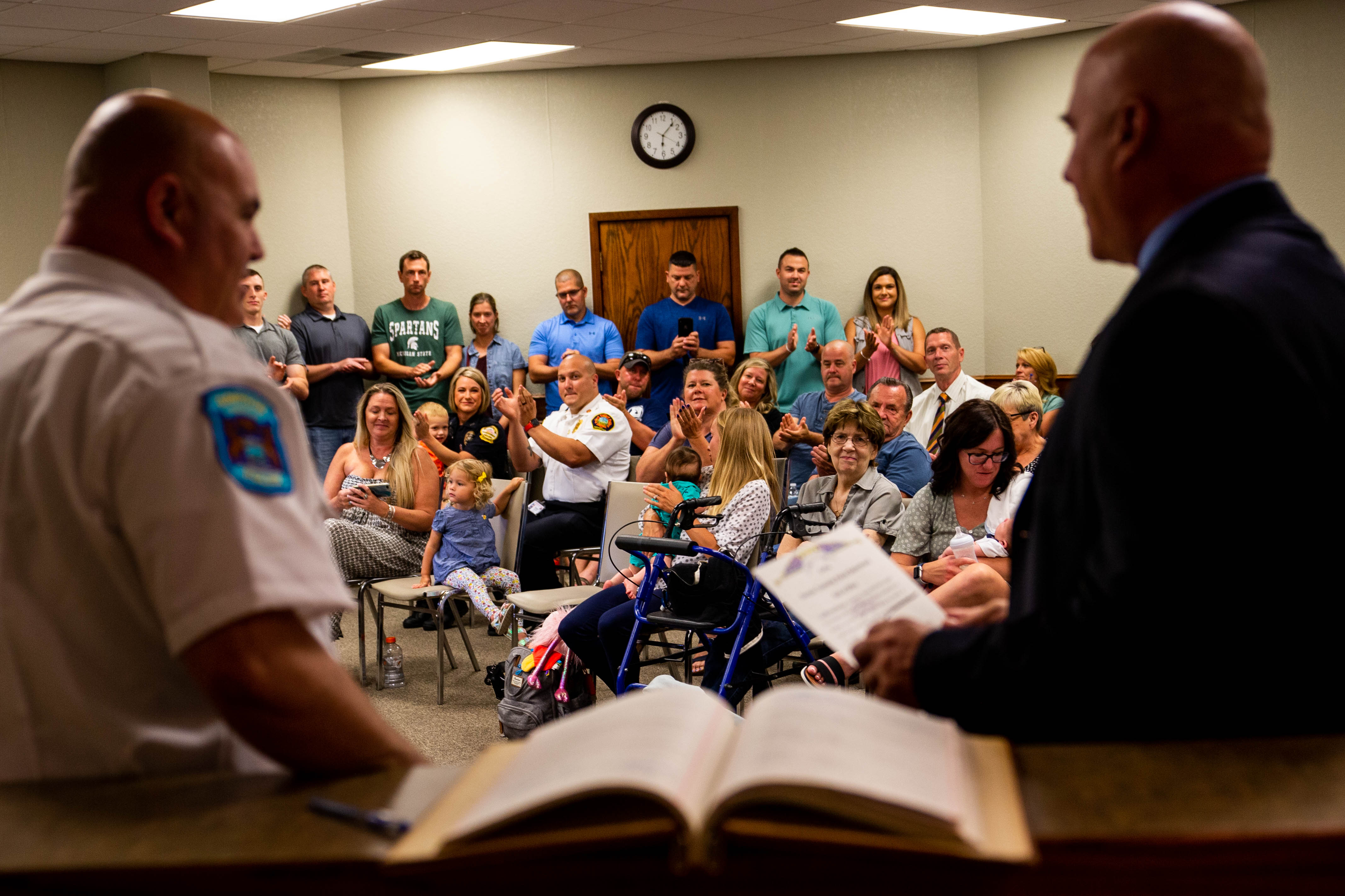 Davison Township inducts new chief of police during swearing-in ...