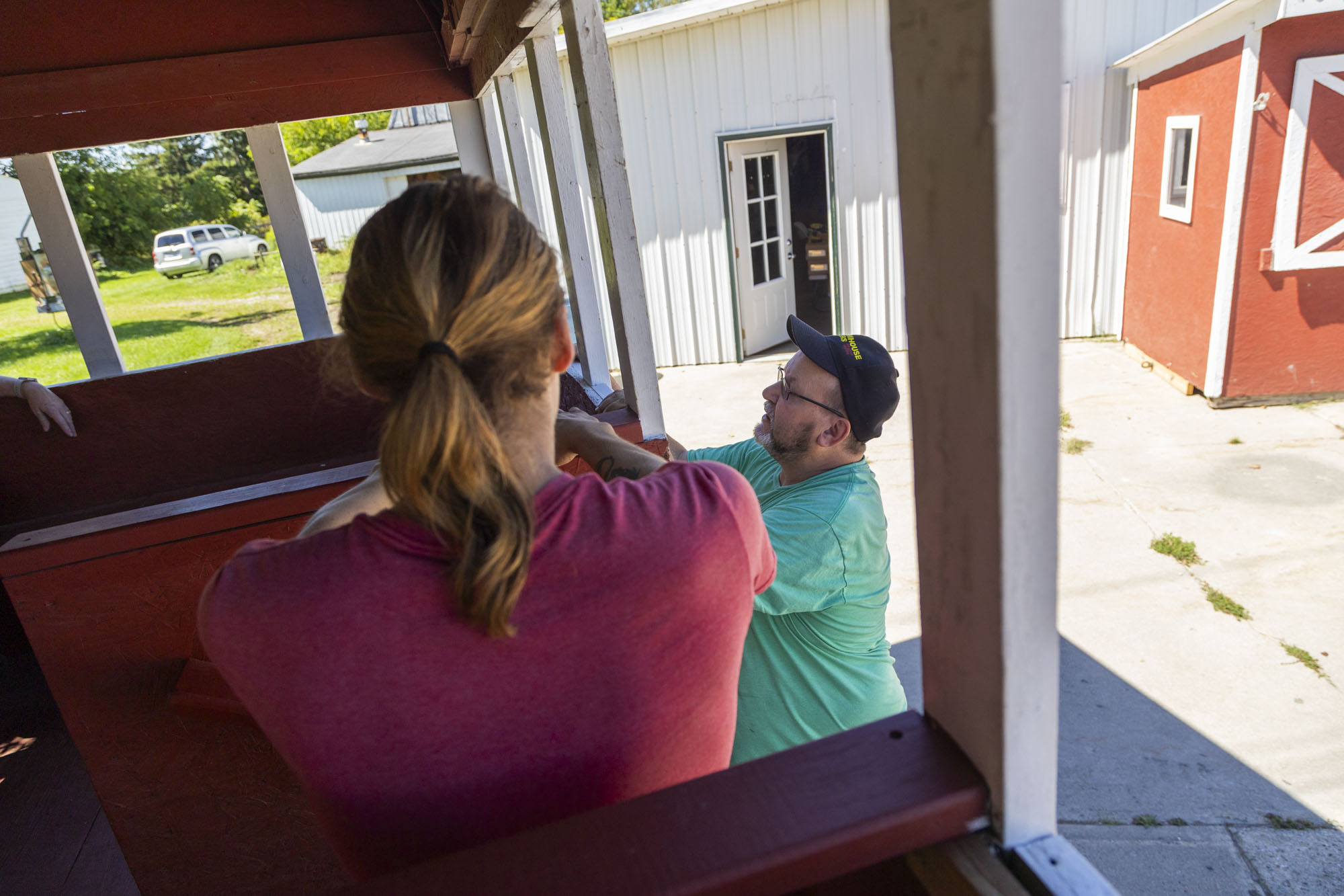 U-Pick ‘Holiday’ at Genesee County orchard draws apple lovers - mlive.com