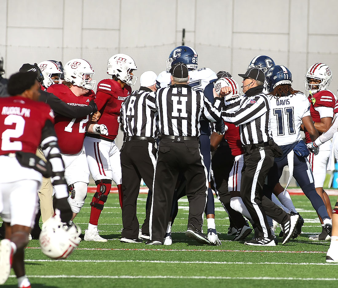 UMass Football vs Conn. 11/25/23 - masslive.com