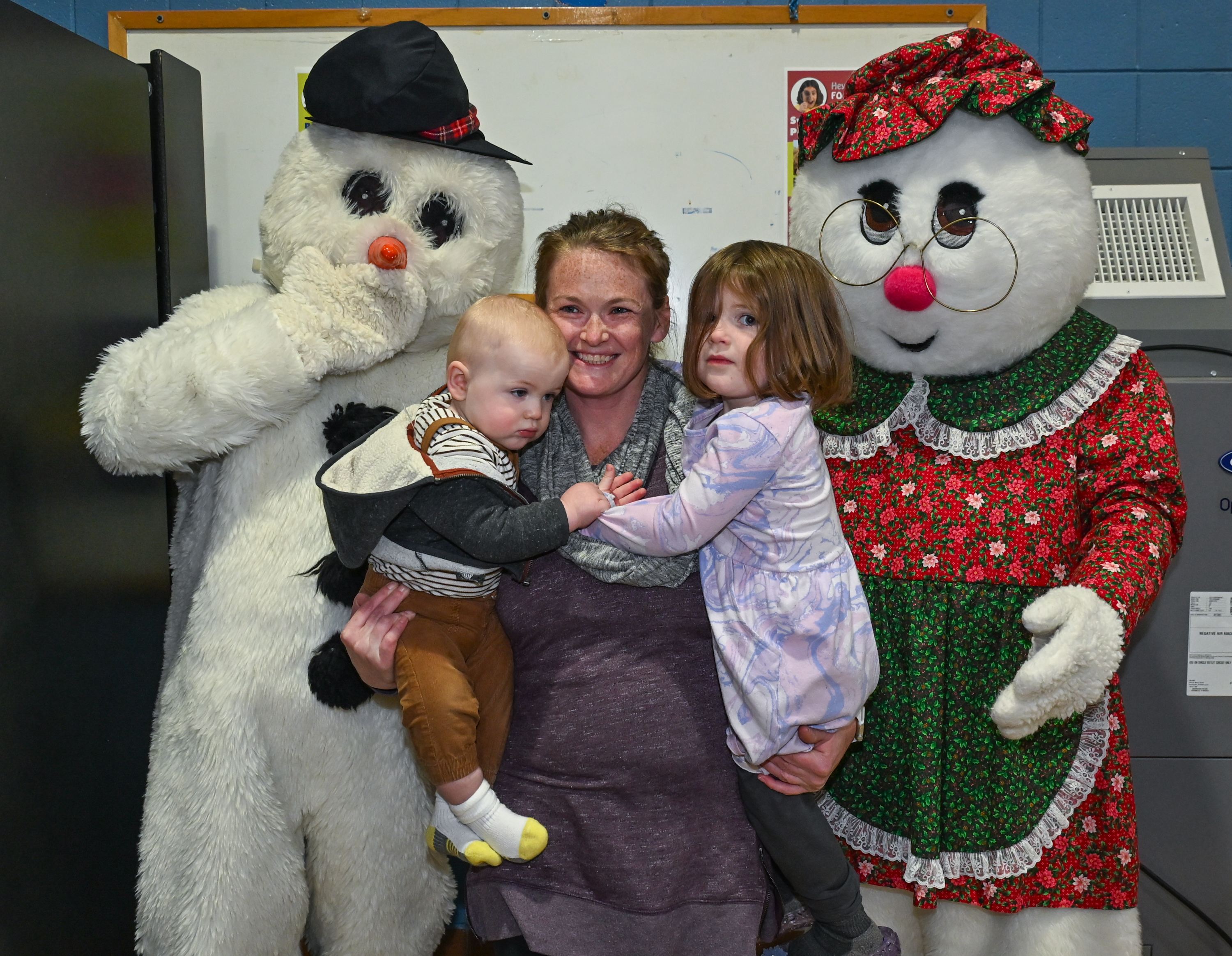 Students, families enjoy Cookies and Cocoa with Santa at Donahue School ...