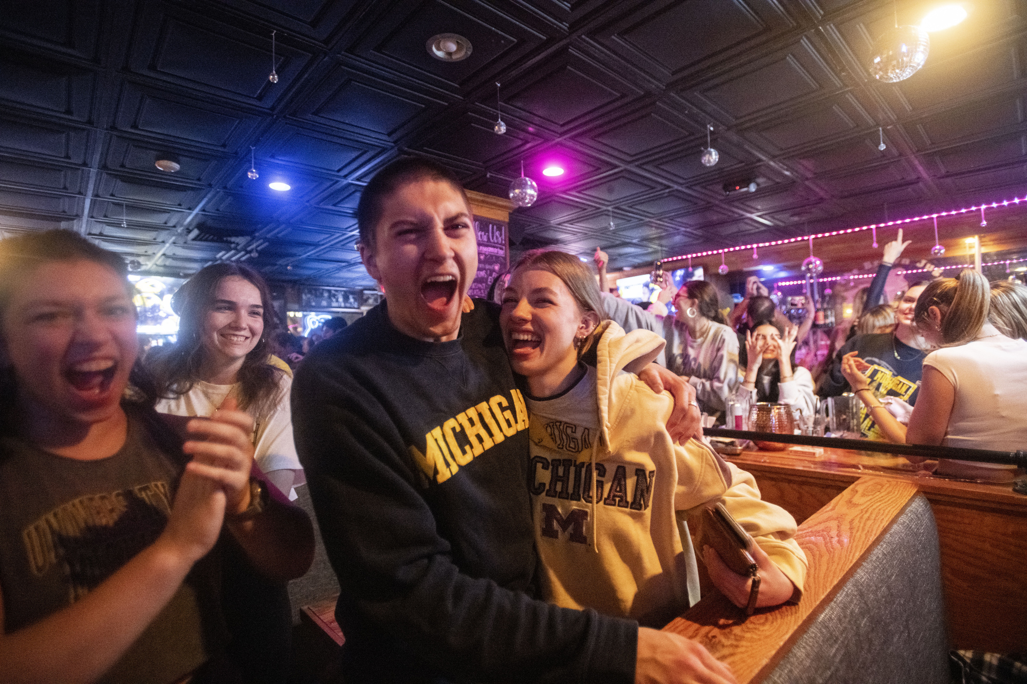 Michigan football fans watch national championship game from Ann Arbor ...