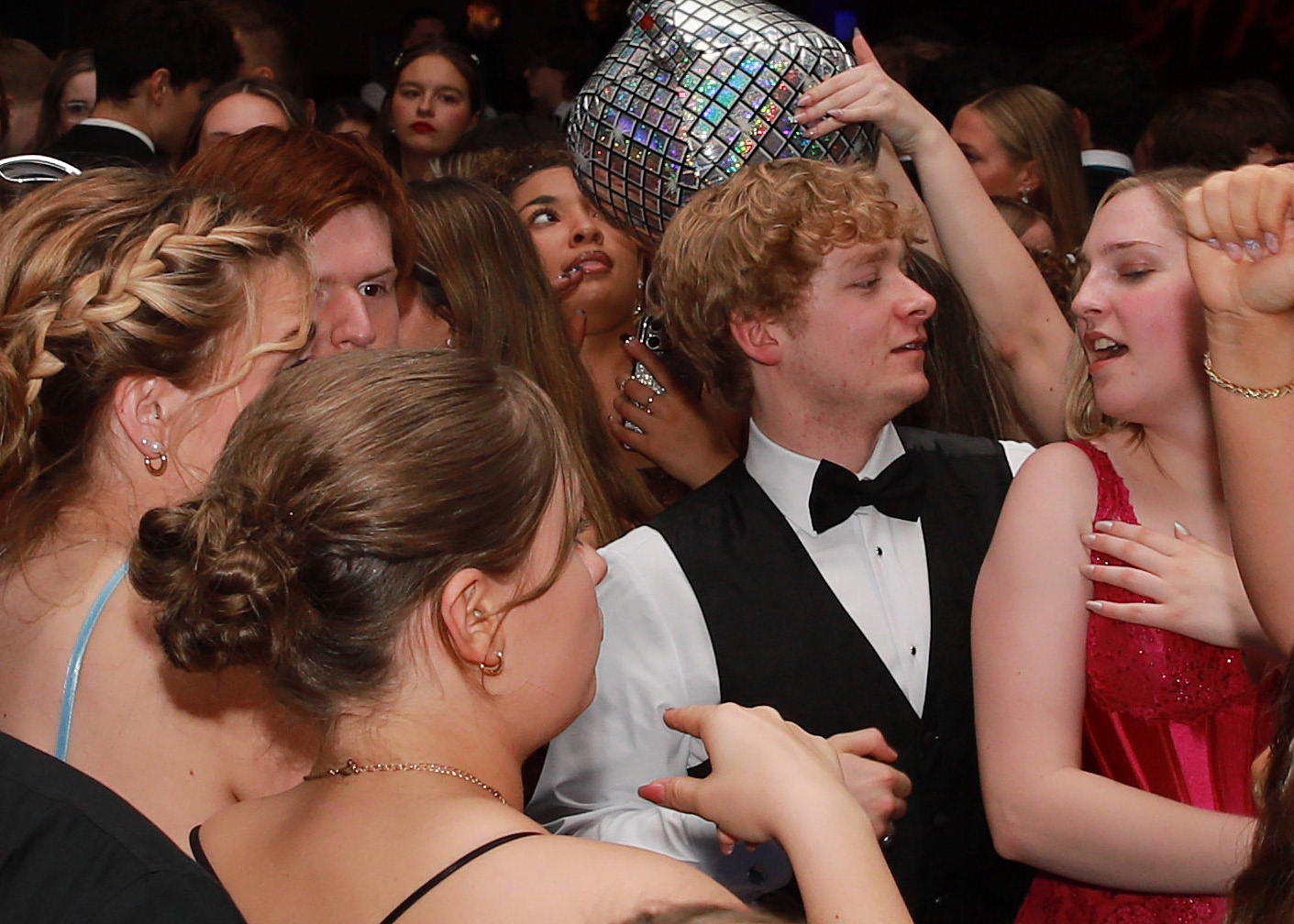 Prom 2025: Cuyahoga Falls High School (77 photos) - cleveland.com