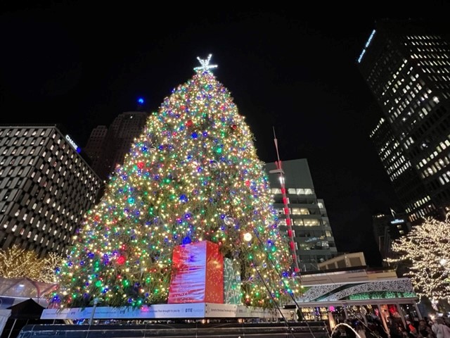 Detroit Tree Lighting 2021 - mlive.com