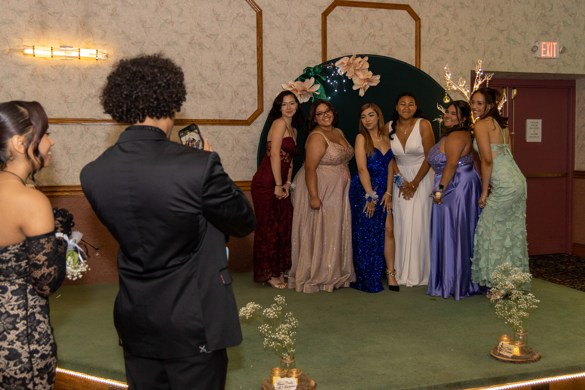 Putnam 2023 prom at Castle of Knights in Chicopee - masslive.com