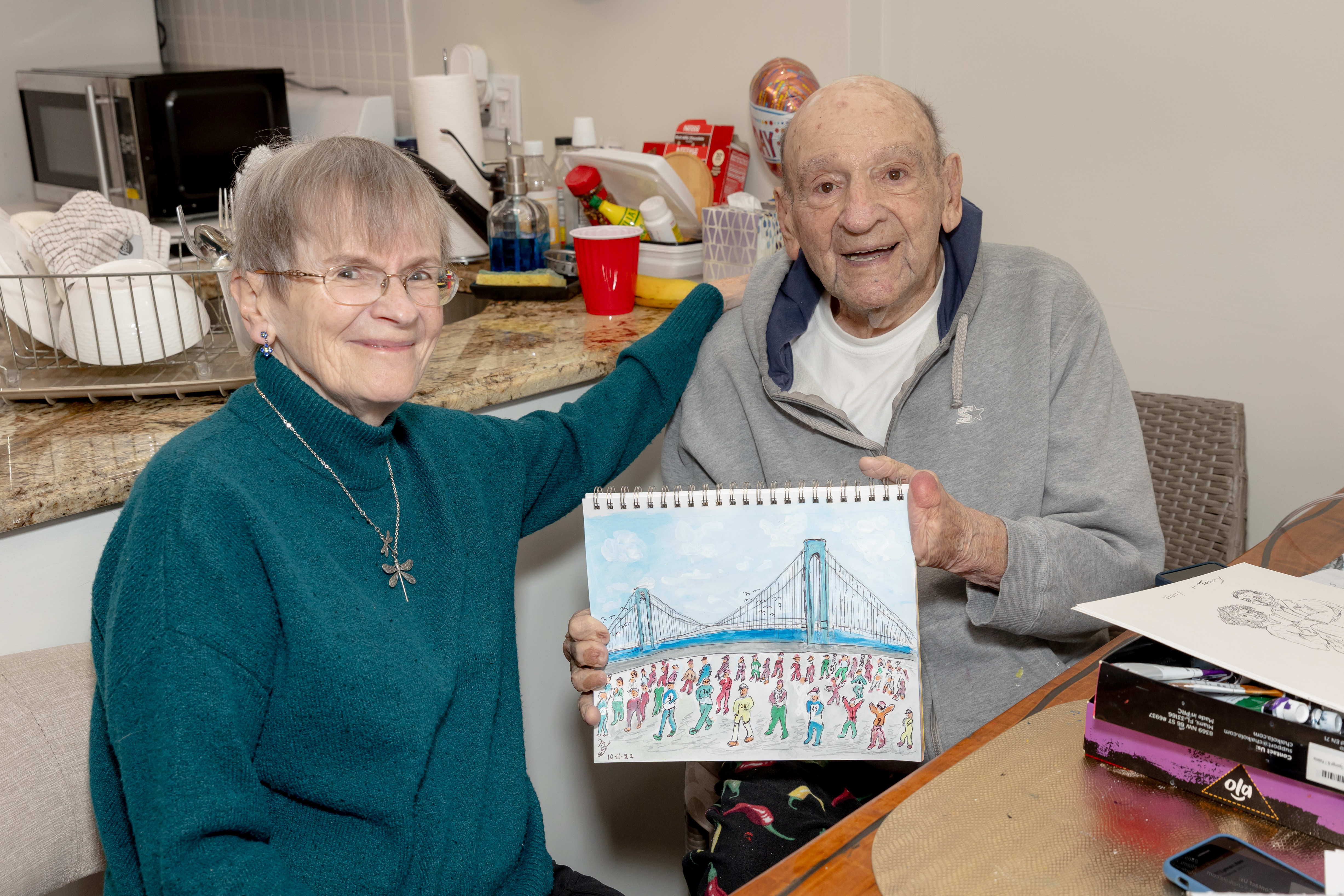 92-year-old artist Michael DiLella finds joy in painting - silive.com