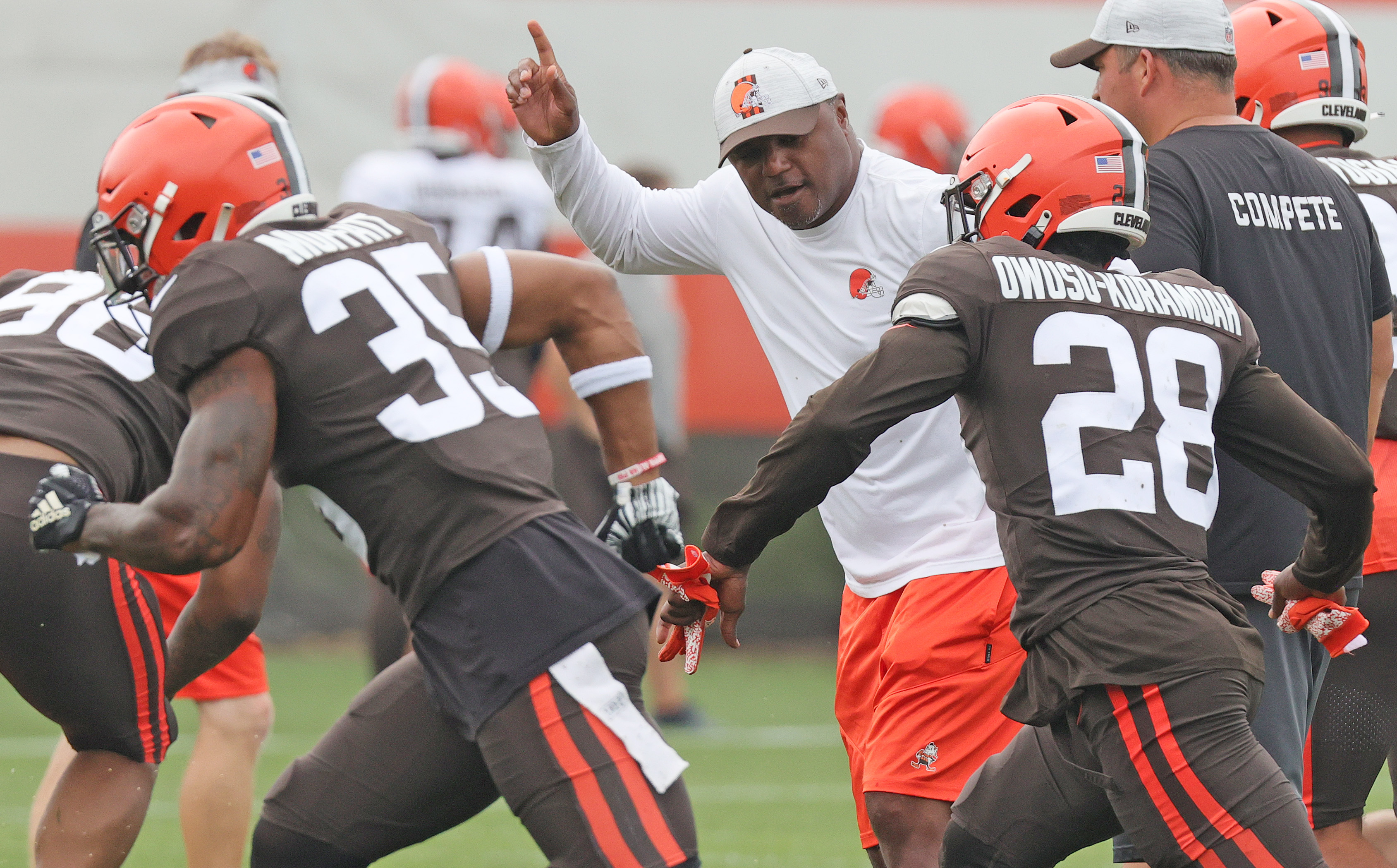 Cleveland Browns defensive coordinator Joe Woods, 2021-2022 - cleveland.com