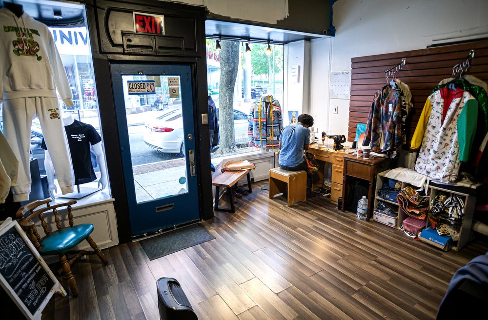 Paris Williams, of L’un D’un Clothing, Lola Williams of Bespoke Designs ...