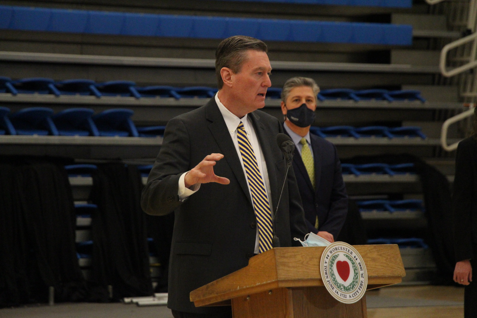 Officials speak at super vaccination site in Worcester - masslive.com