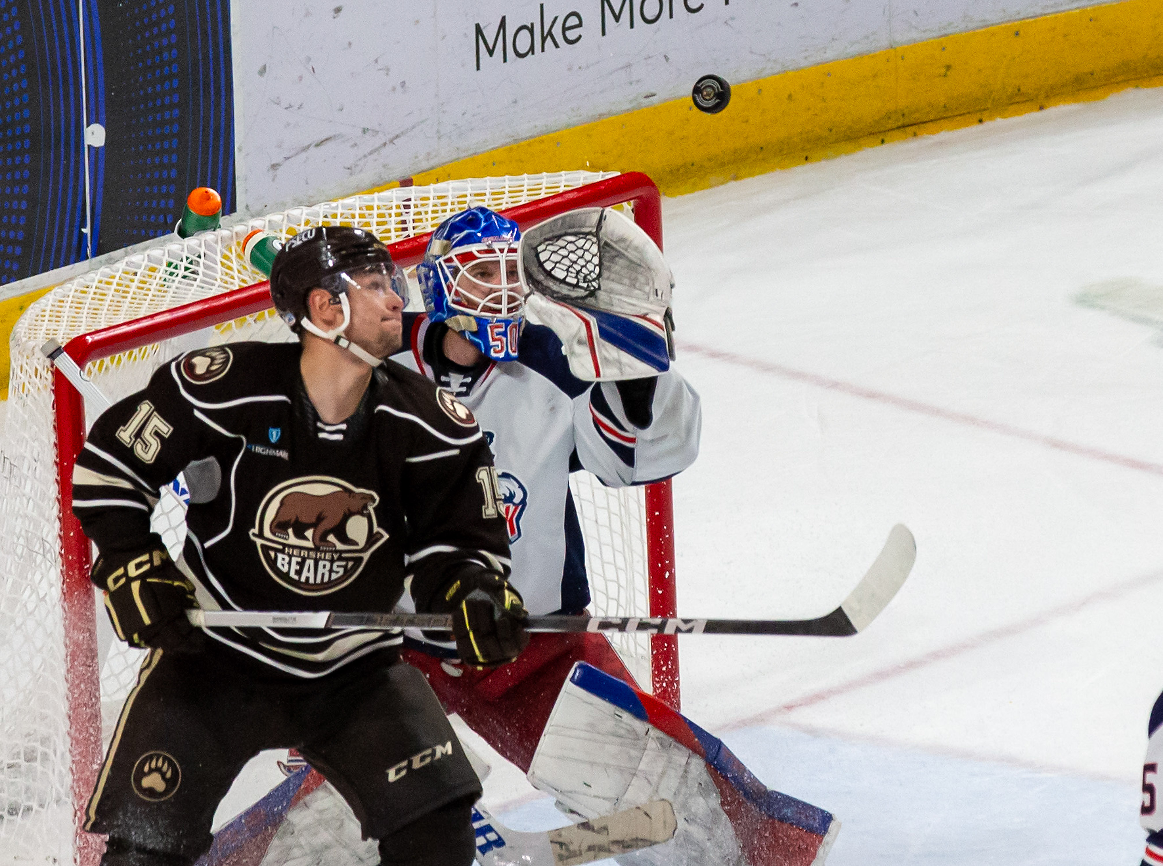 Hershey Bears vs Hartford Wolf Pack in game 1 of Atlantic Division ...