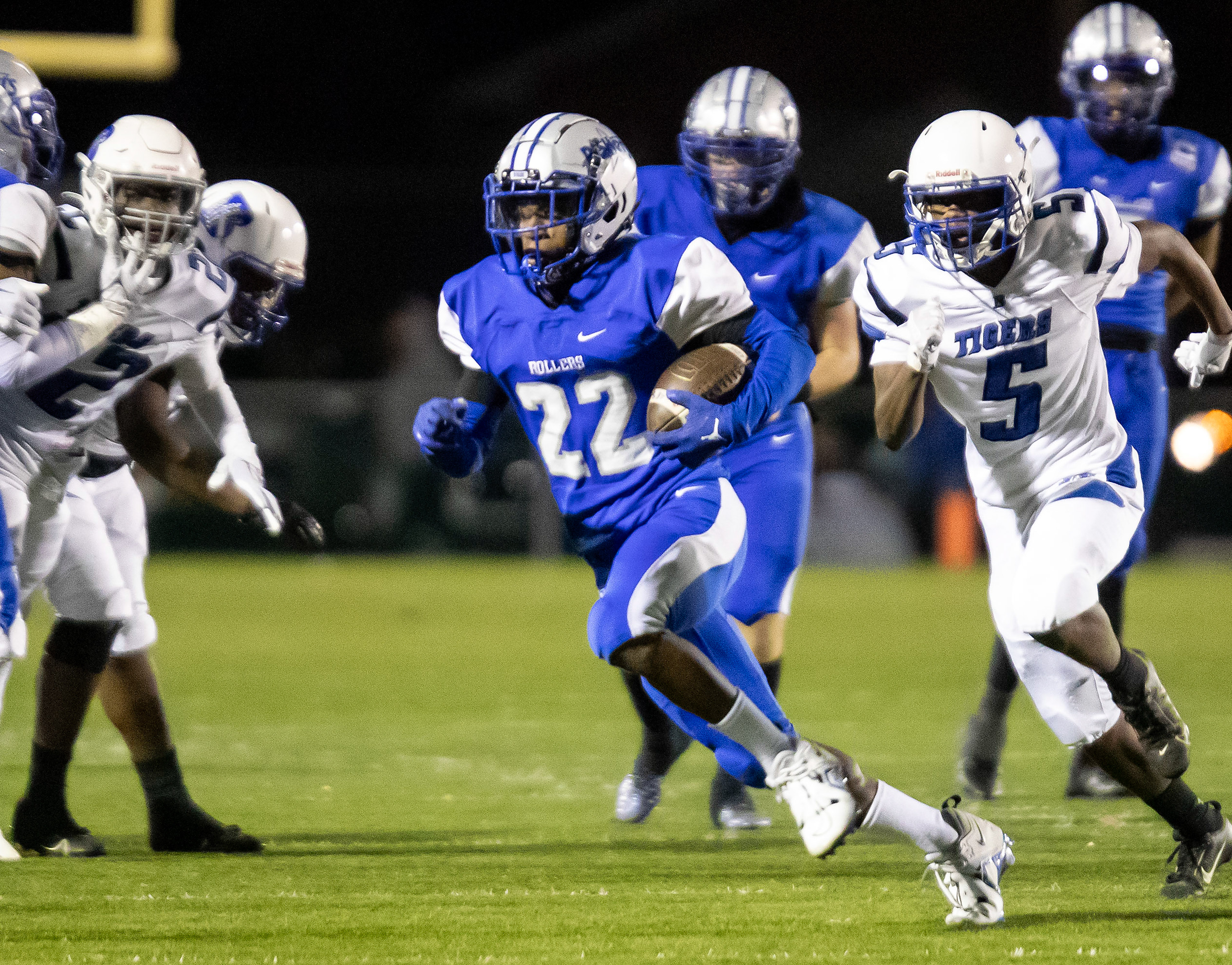Steel-High defeats Belmont Charter 49-28 in PIAA 1A football playoff ...