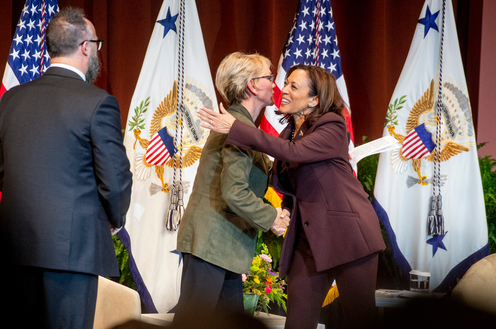 Kamala Harris speaks in Ann Arbor on climate policy - mlive.com