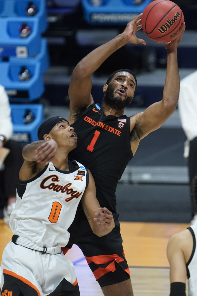 Oregon State men's basketball vs. Oklahoma State at NCAA Tournament ...