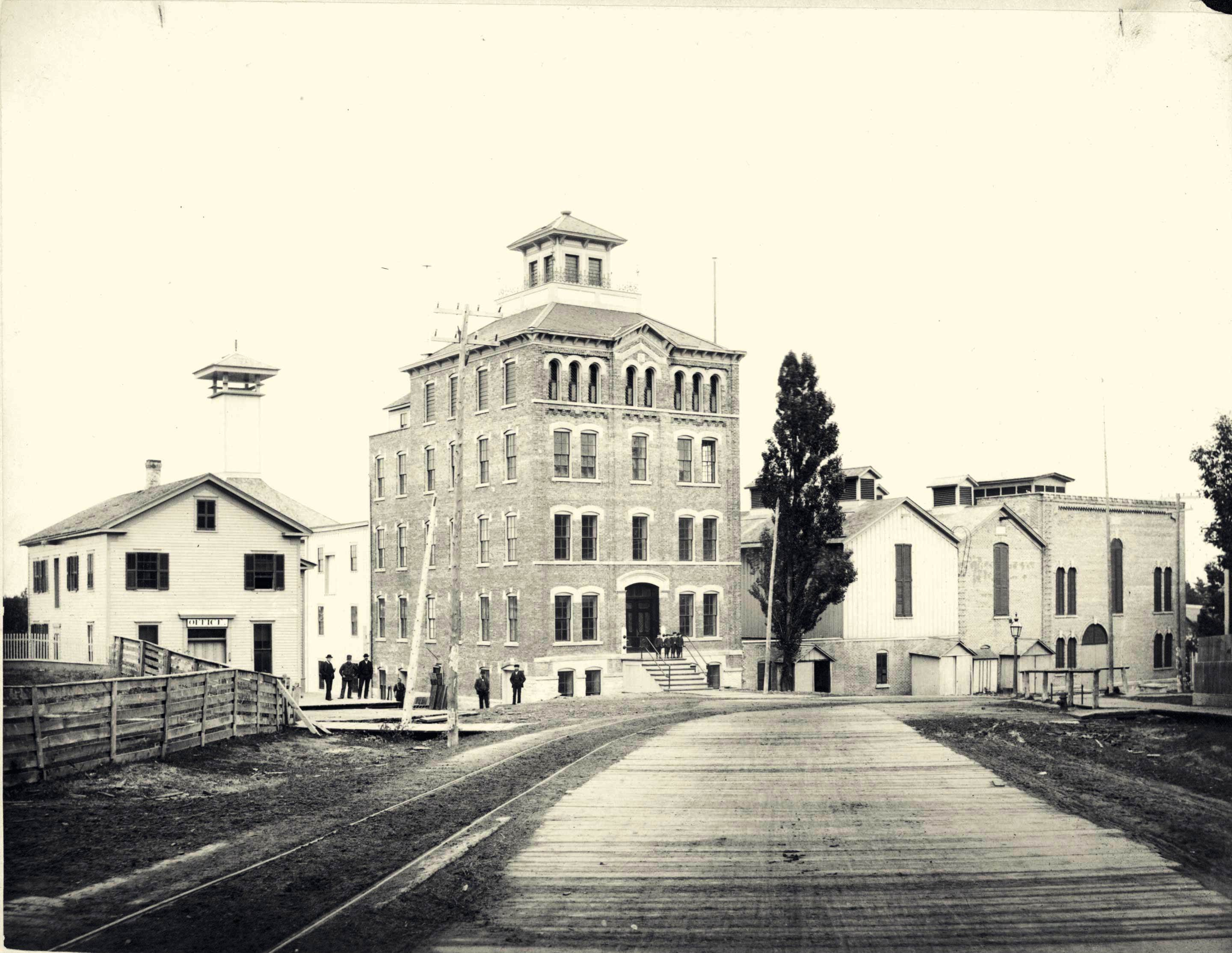 Historic images of Muskegon Brewing Company established in 1876 - mlive.com