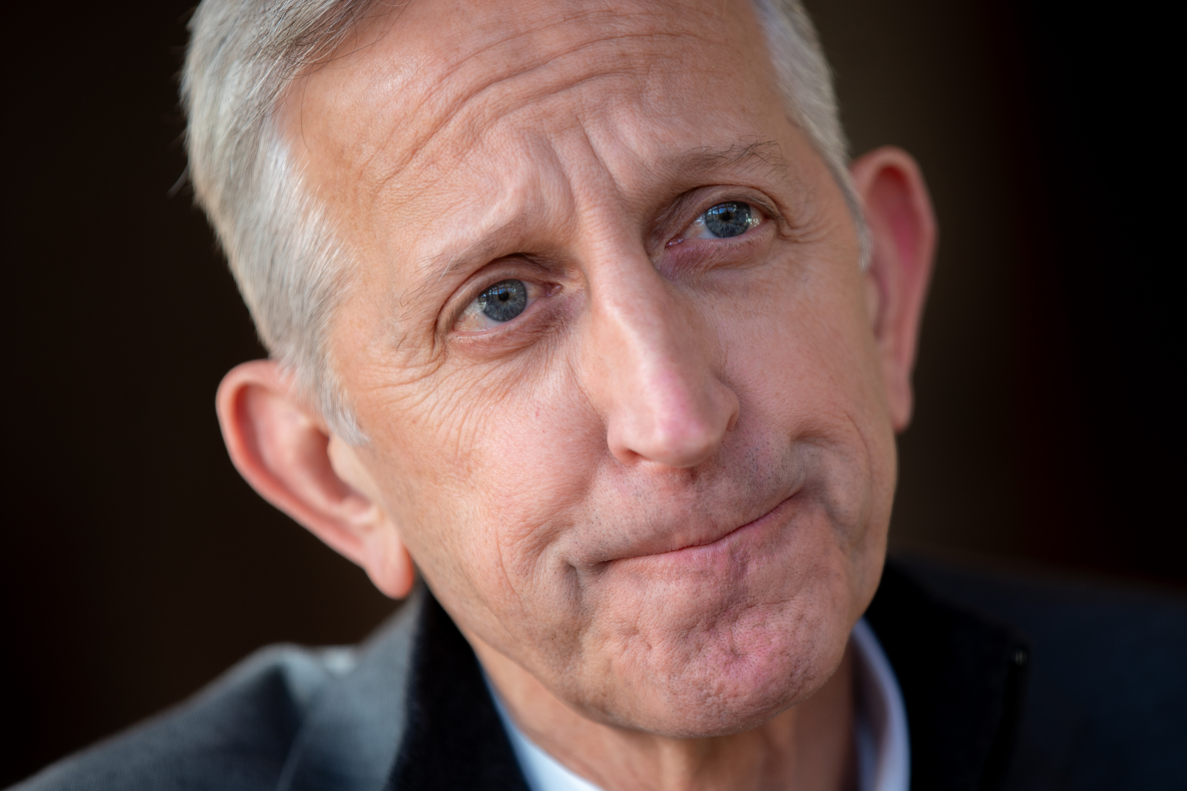 Mayor Keith Wilson at CityTeam November 2025 - oregonlive.com