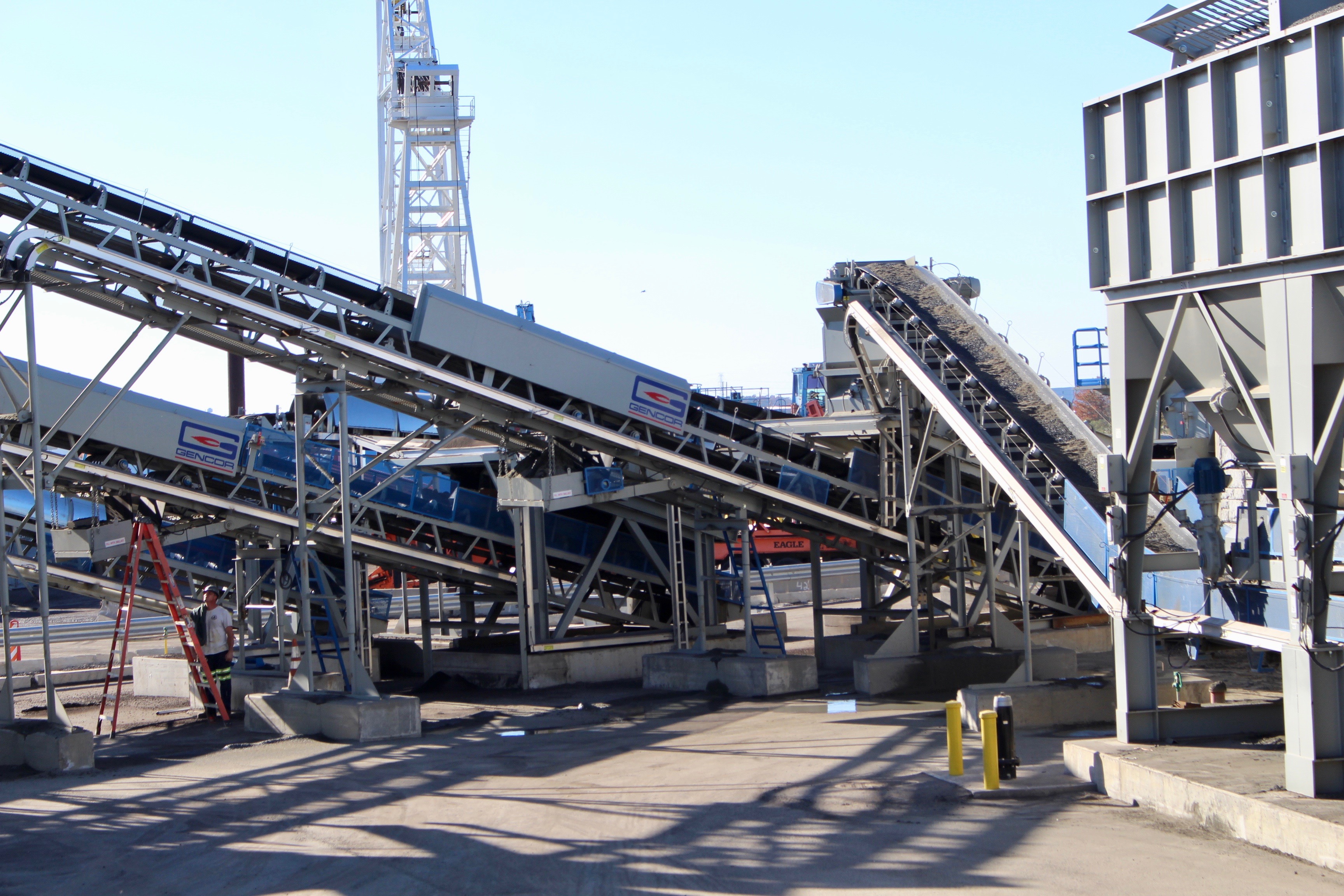 City Asphalt plant paving a smoother future for Staten Island - silive.com