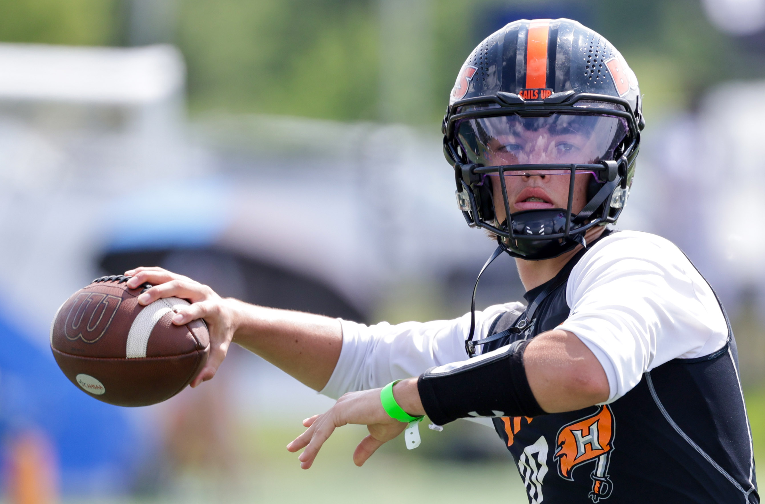 Hustle Up 7on7 - al.com