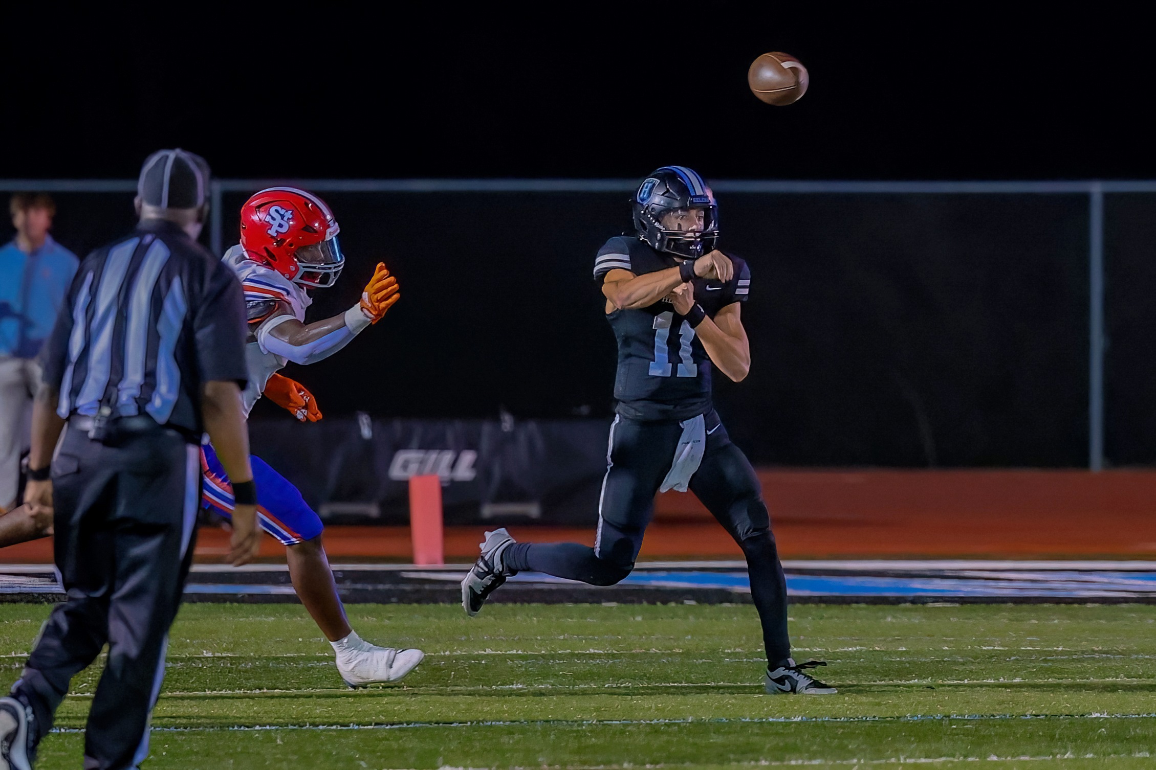 St Paul's at Helena 6A Football Playoffs - al.com