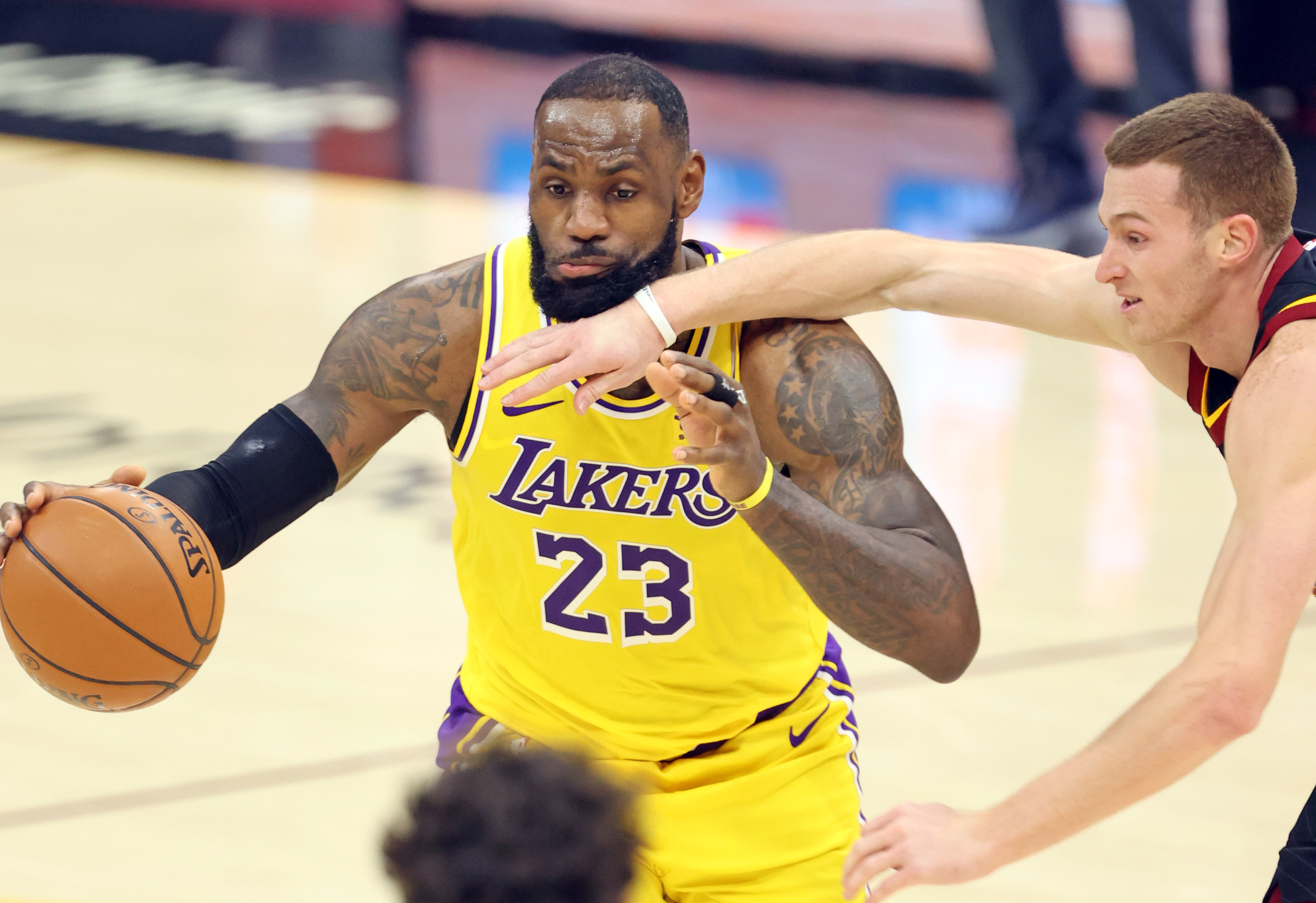 Los Angeles Lakers LeBron James vs. Cleveland Cavaliers, January 25 ...