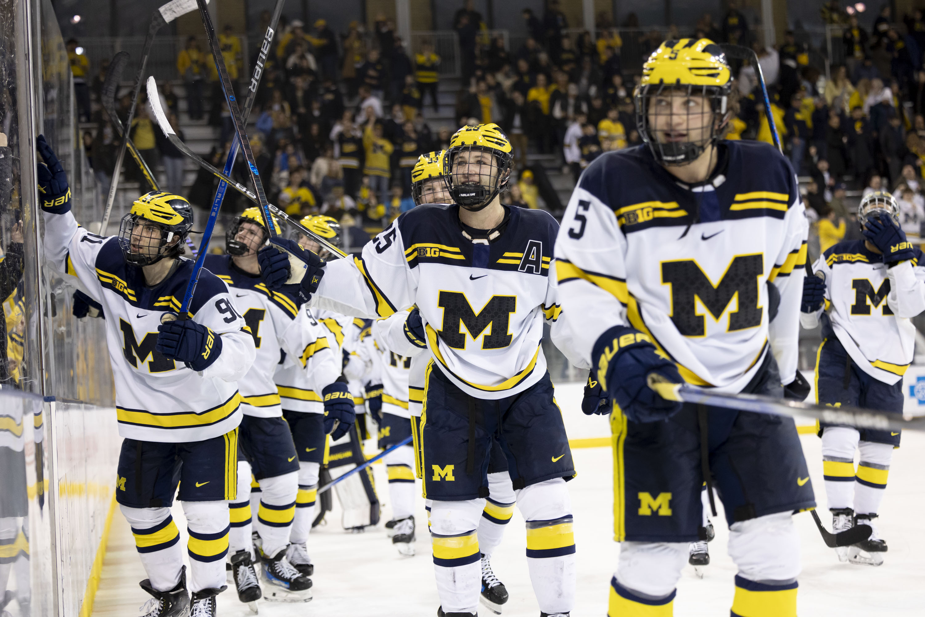 See photos as Michigan hockey defeats Wisconsin - mlive.com