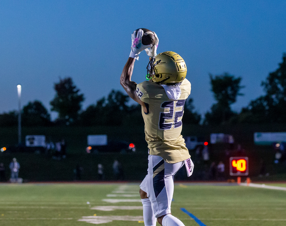 Bishop McDevitt defeats Cedar Cliff 48-7 in high school football - pennlive.com