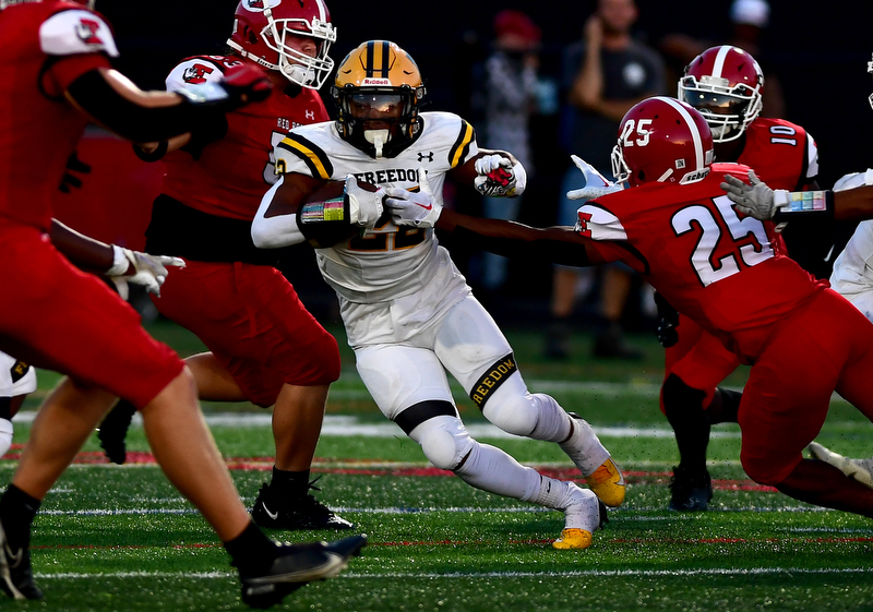 Easton football hosts Freedom on Sept. 2, 2022 - lehighvalleylive.com