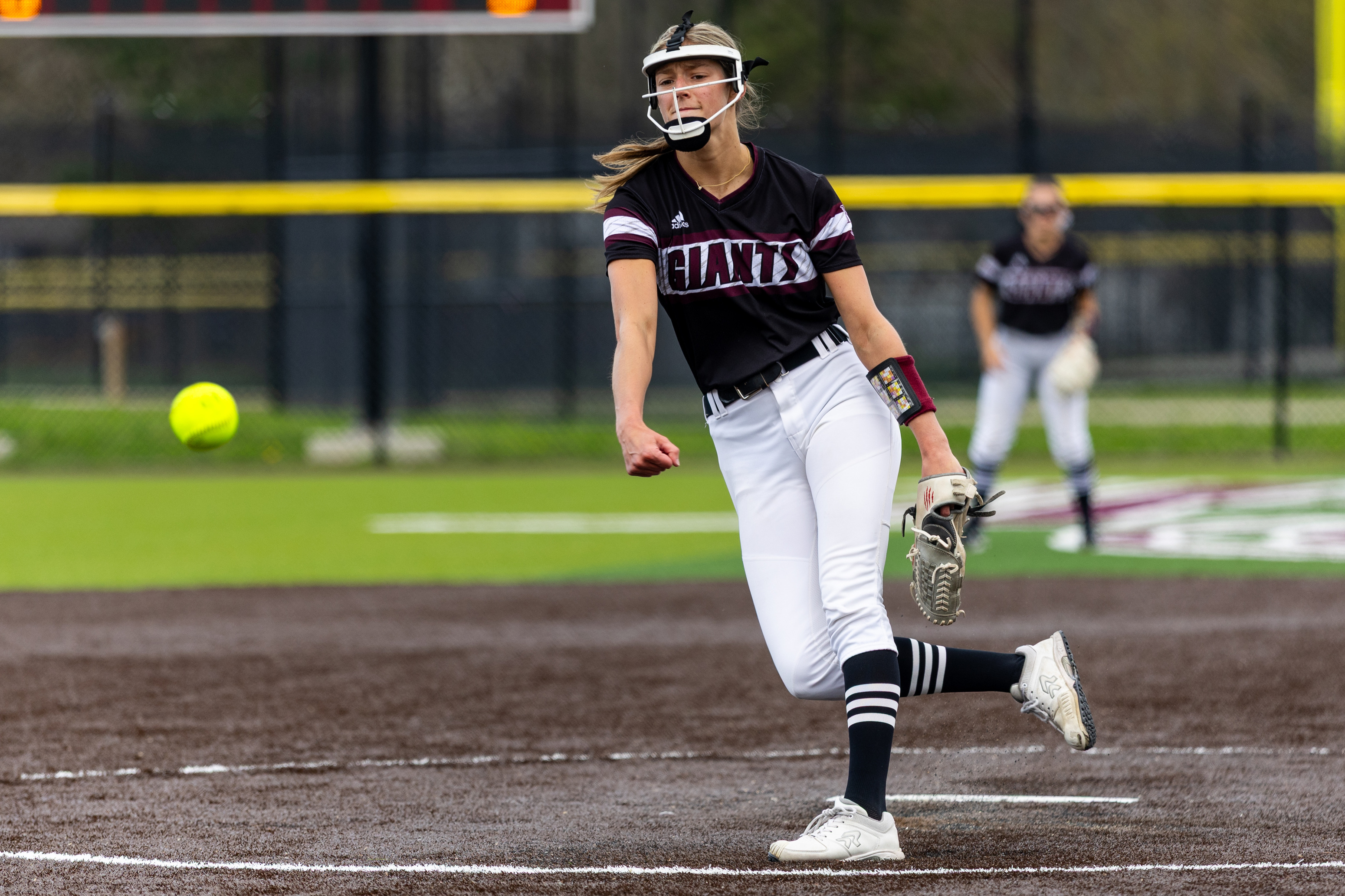 Undefeated Kalamazoo Central softball hosts Mattawan in double-header ...