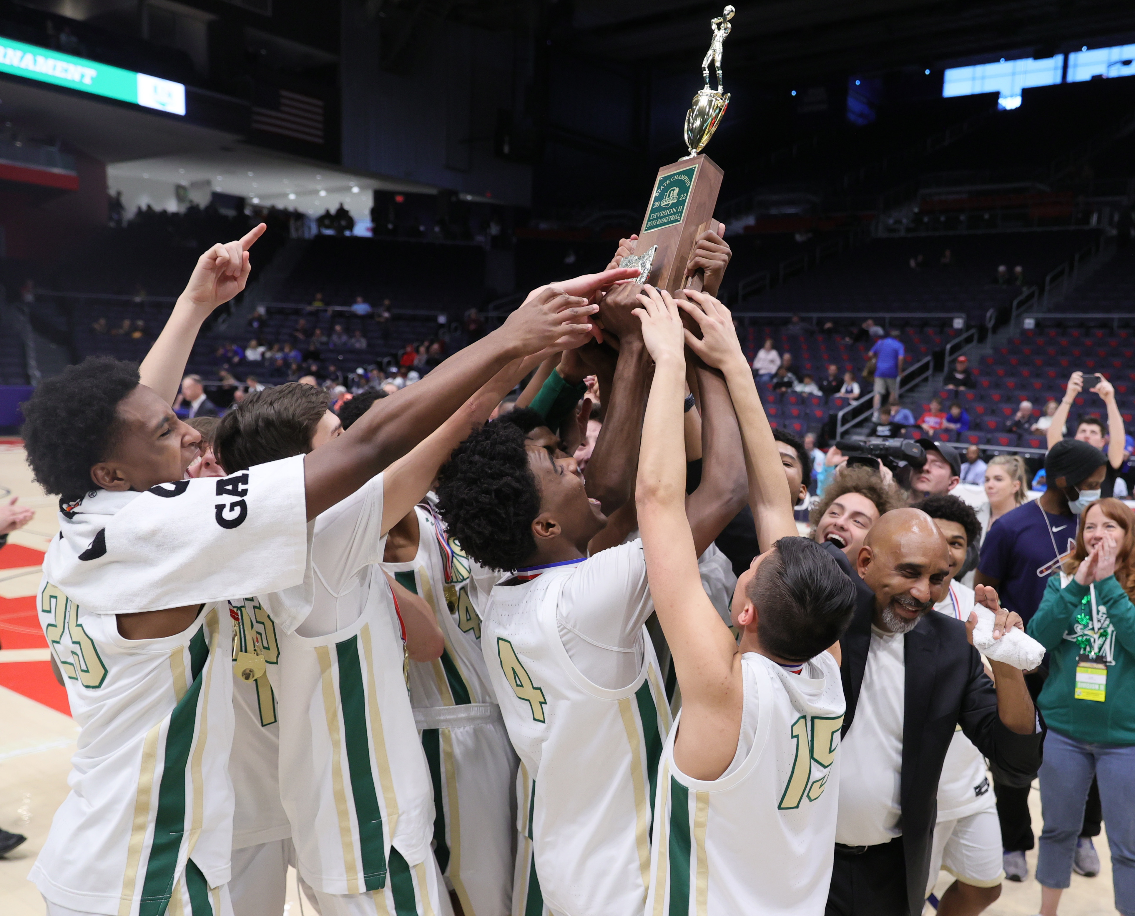 SVSM vs. Gilmour in D2 state final, March 20, 2022 - cleveland.com