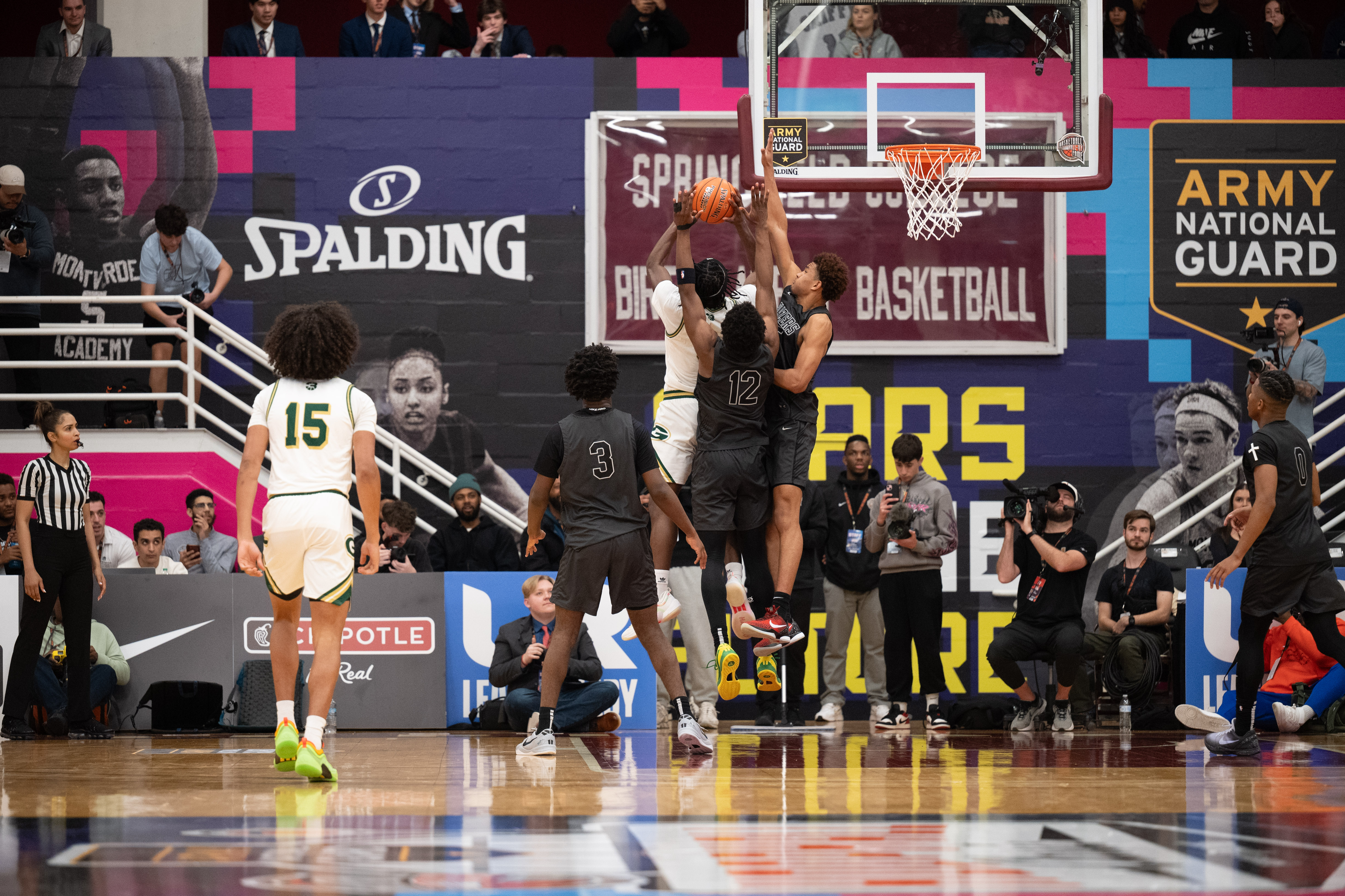 Hoophall Classic - Sierra Canyon vs Grayson - masslive.com