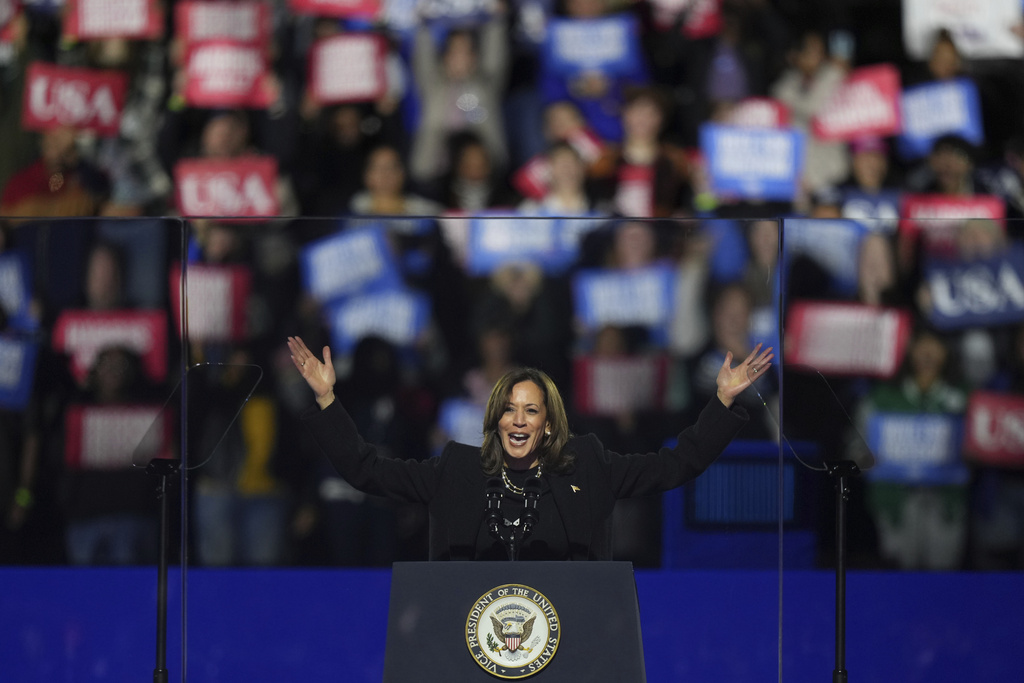 Election Day 2024: Americans choose between Harris and Trump ...