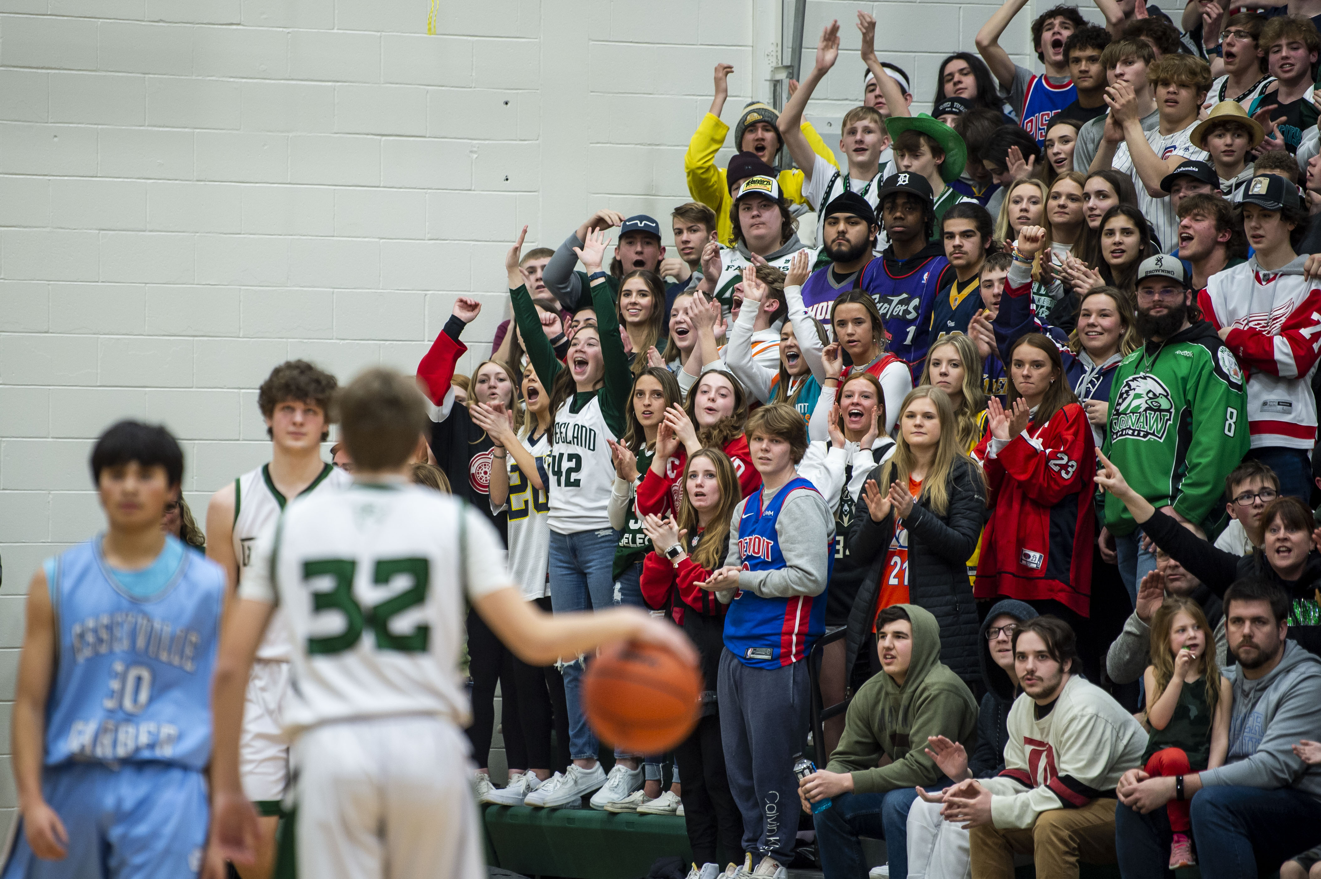 Freeland boys basketball takes down Garber in championship game - mlive.com