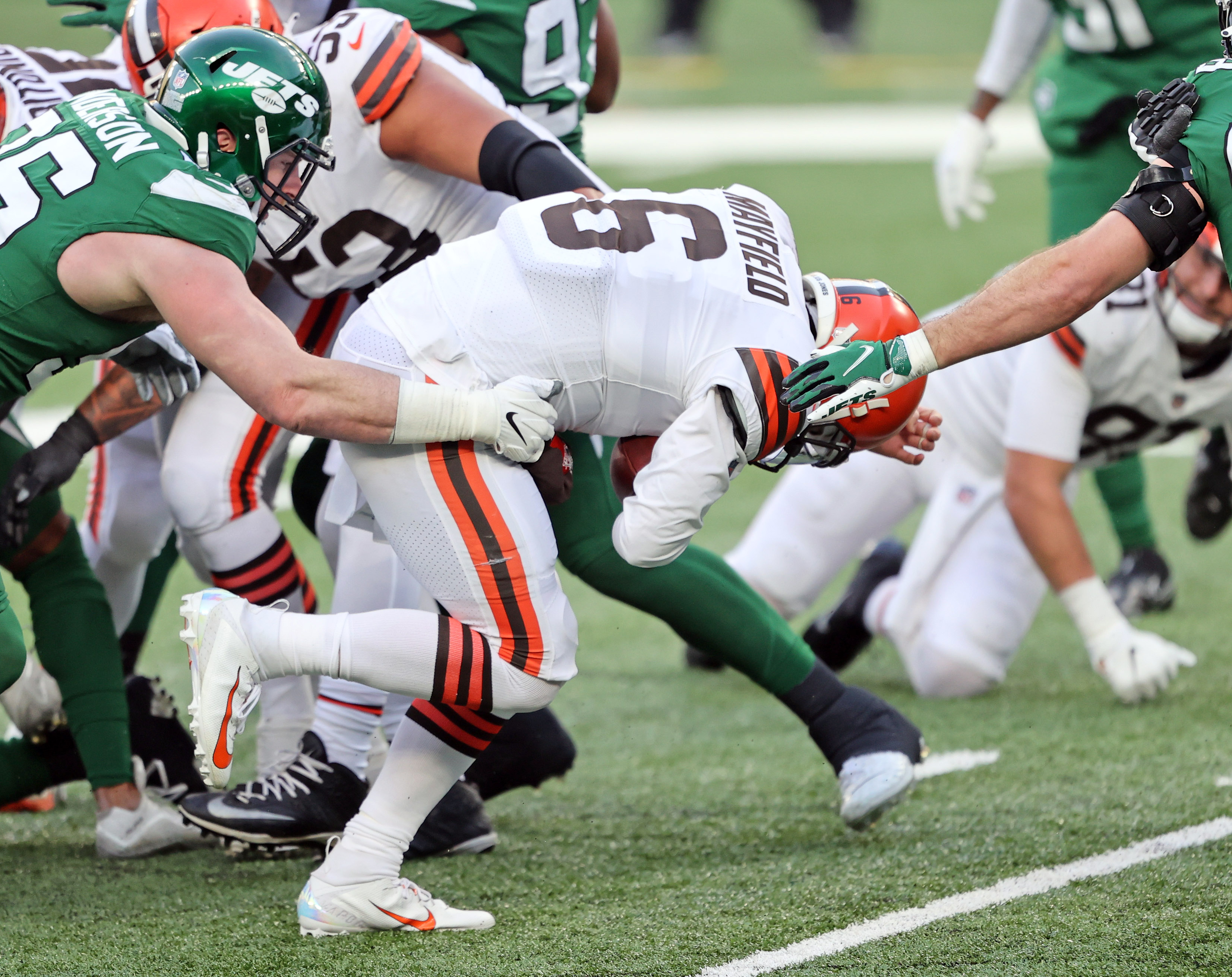 Cleveland Browns Baker Mayfield vs. New York Jets, December 27, 2020 ...