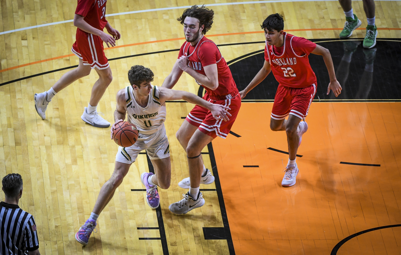 Parkland vs. Allentown Central Catholic in the EPC boys basketball ...