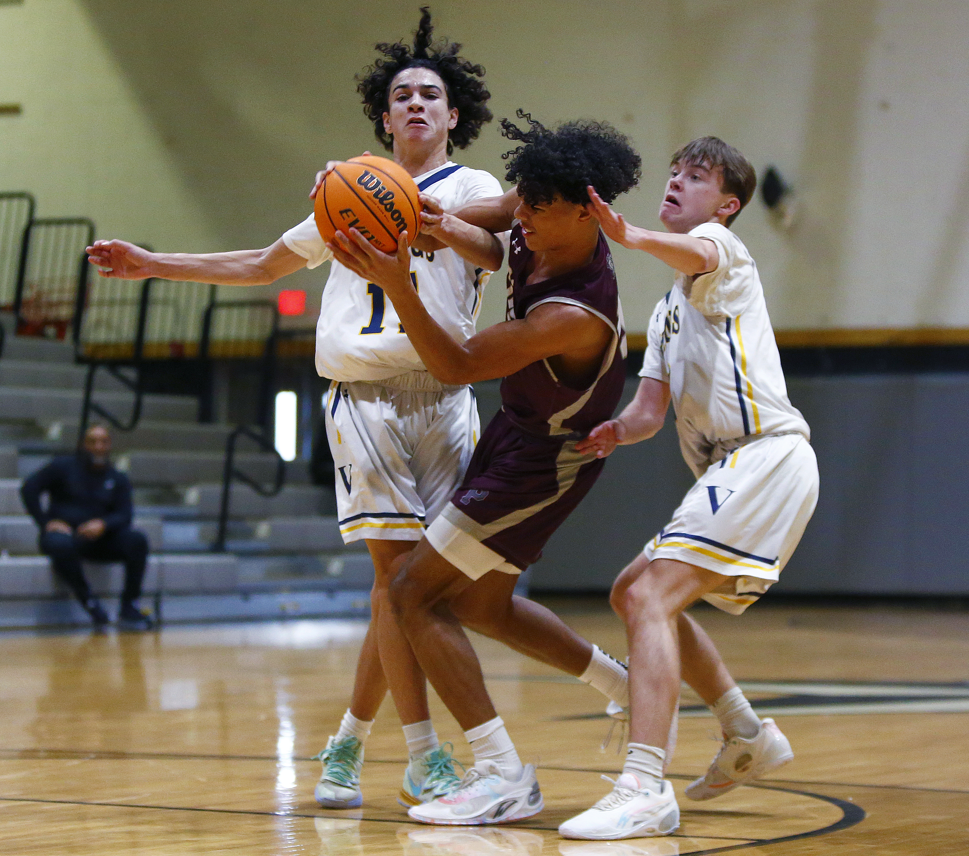 Phillipsburg boys basketball plays Vernon in 2024 Hunterdon/Warren ...