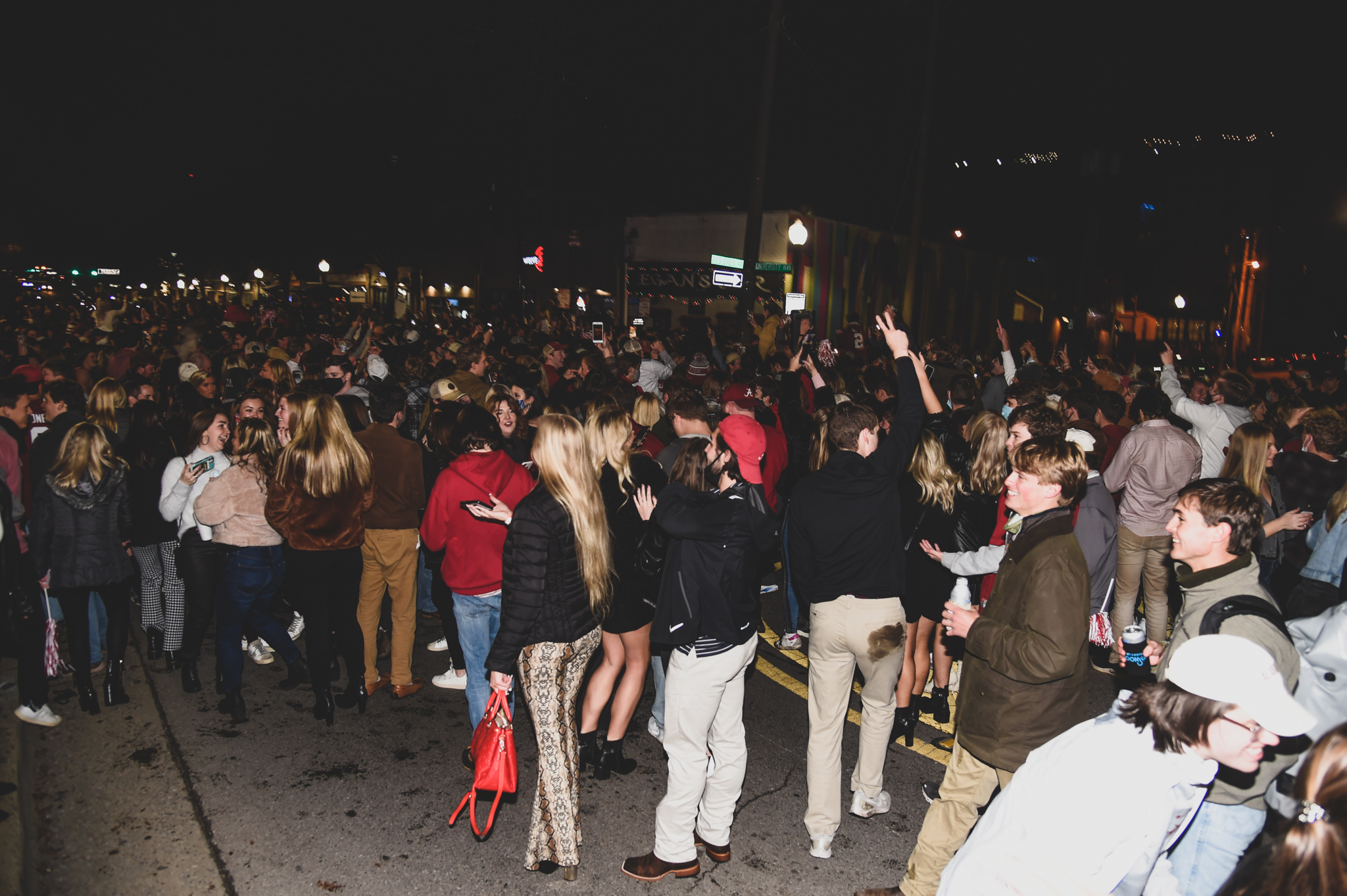 Alabama Fans Celebrate on Strip 2021 - al.com