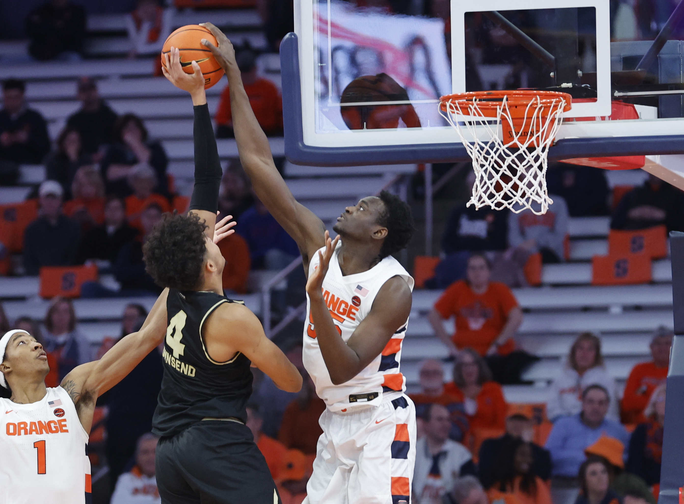 Syracuse Basketball Court 2022