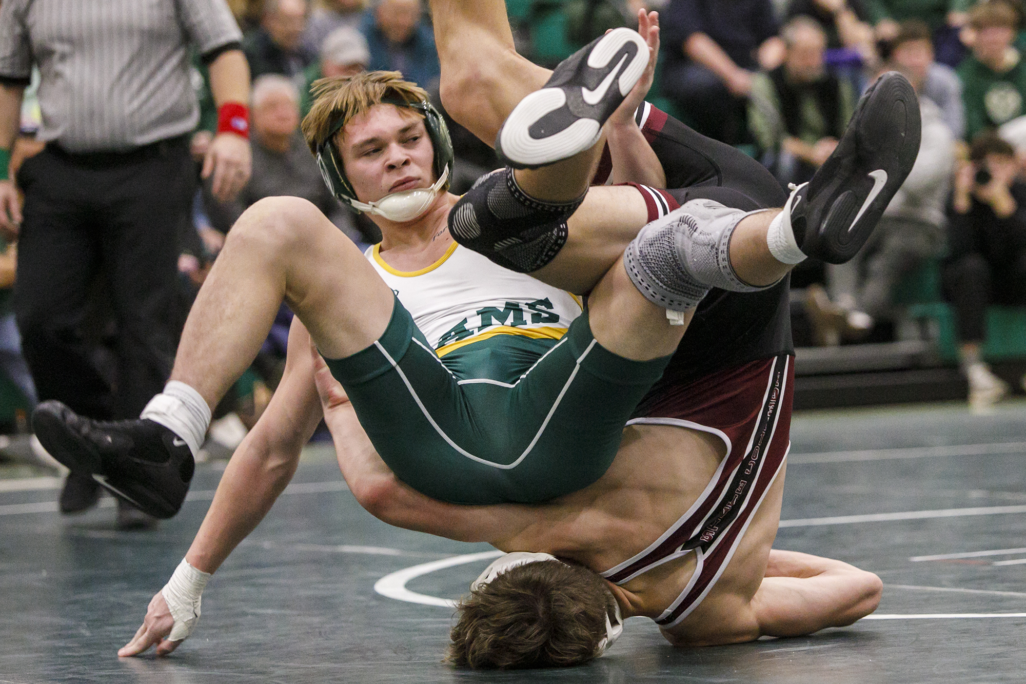 State College vs Central Dauphin in boys high school wrestling ...