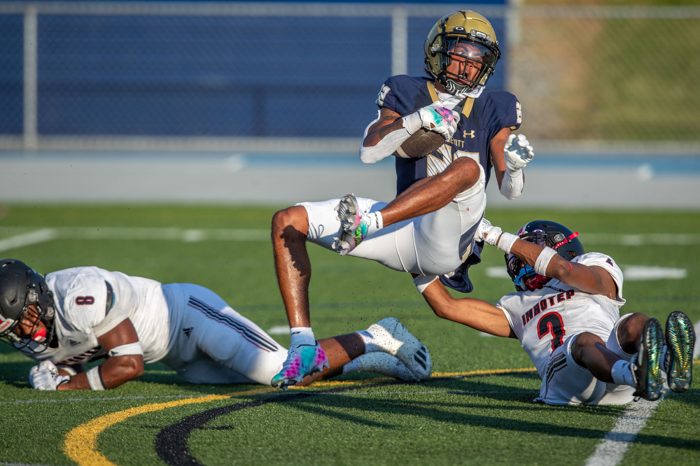 Imhotep defeats Bishop McDevitt 19-14 in Chambersburg Peach Bowl ...