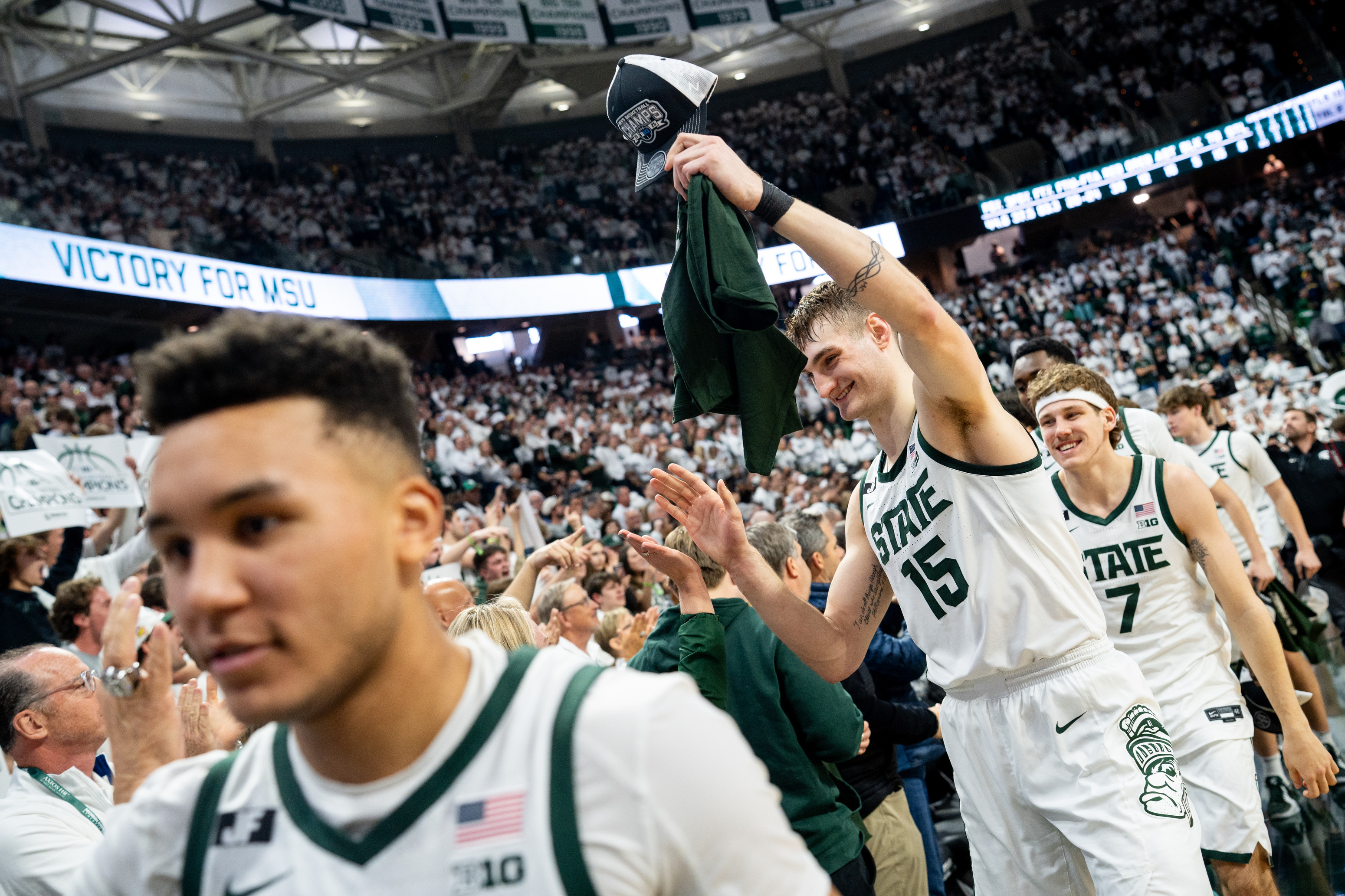 Michigan State celebrates outright regular season Big Ten title - mlive.com