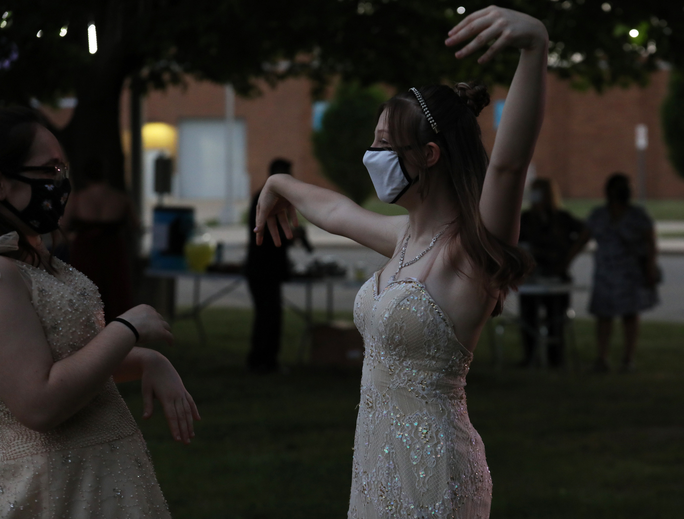 Comstock celebrates prom - mlive.com