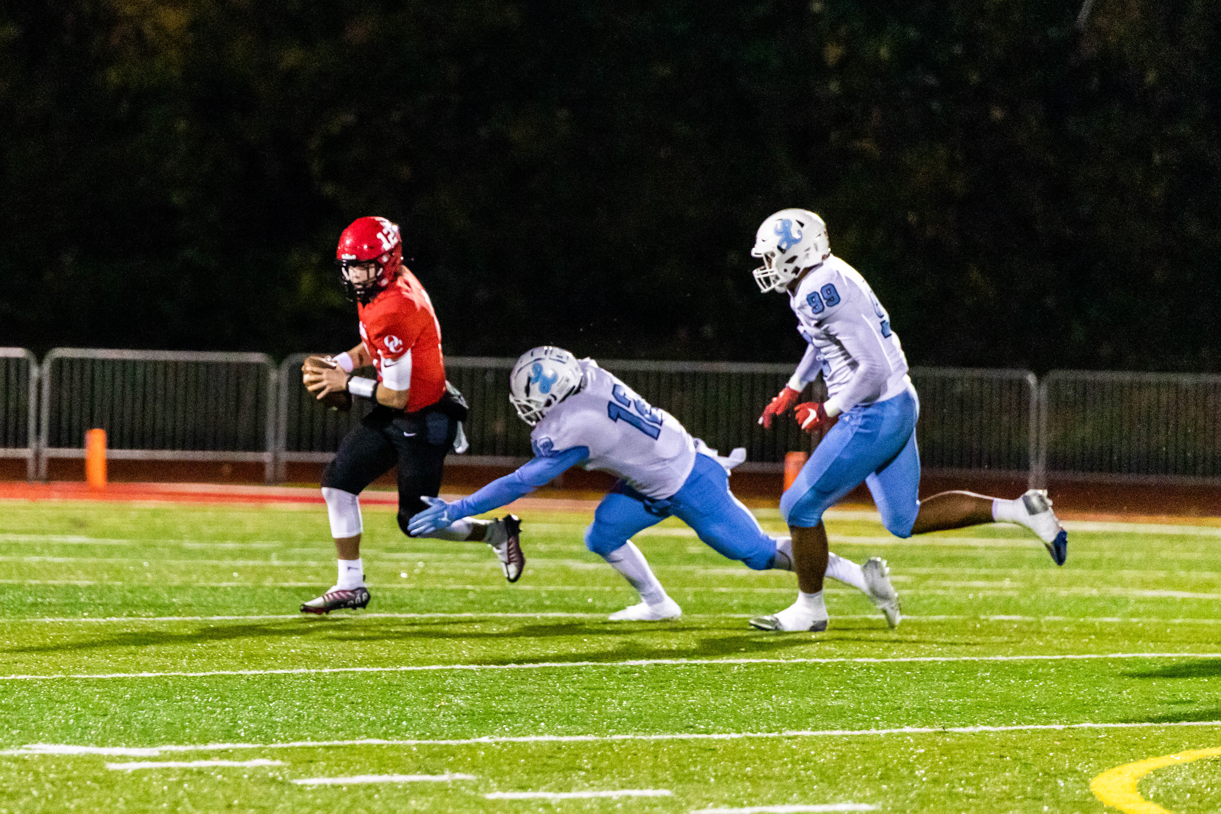 Lakeridge Pacers vs Oregon City Pioneers football - oregonlive.com