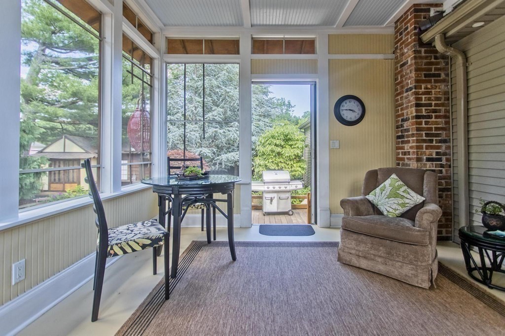 House of the Week: Springfield house for sale has Japanese Tea House ...