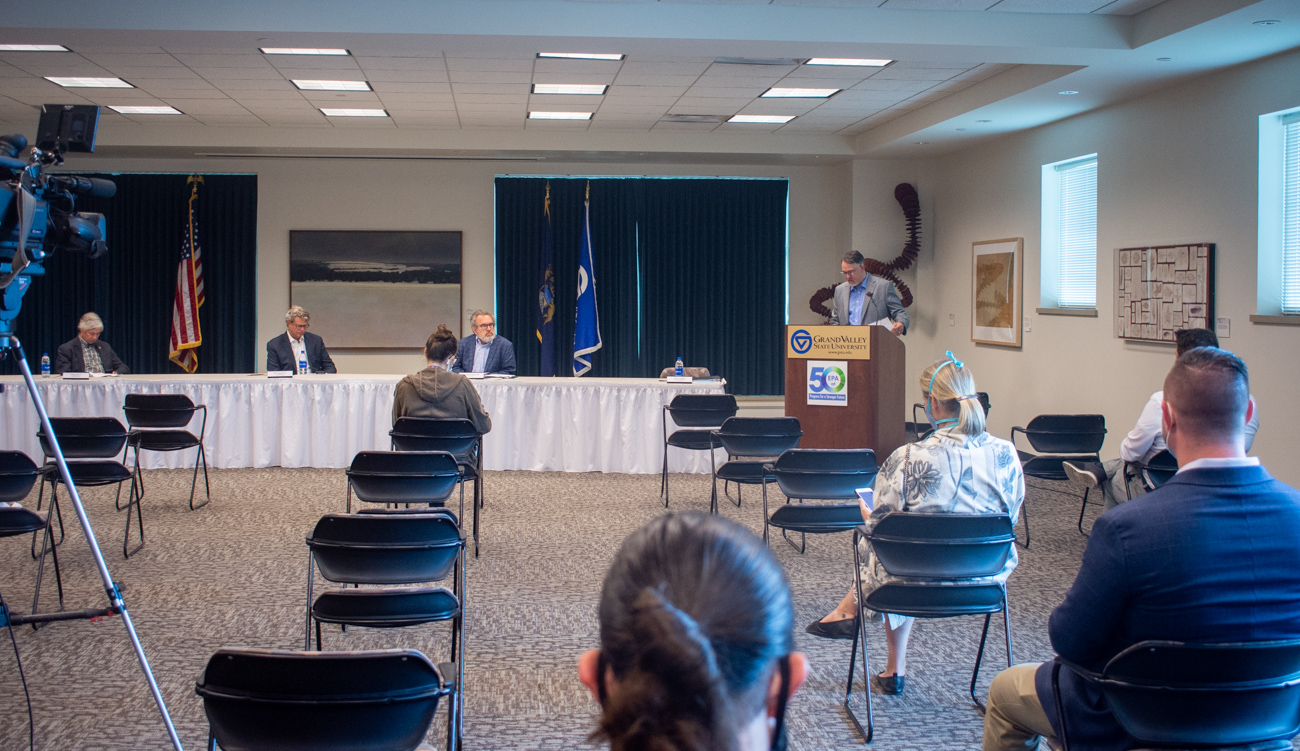Great Lakes EPA press conference in Muskegon - mlive.com