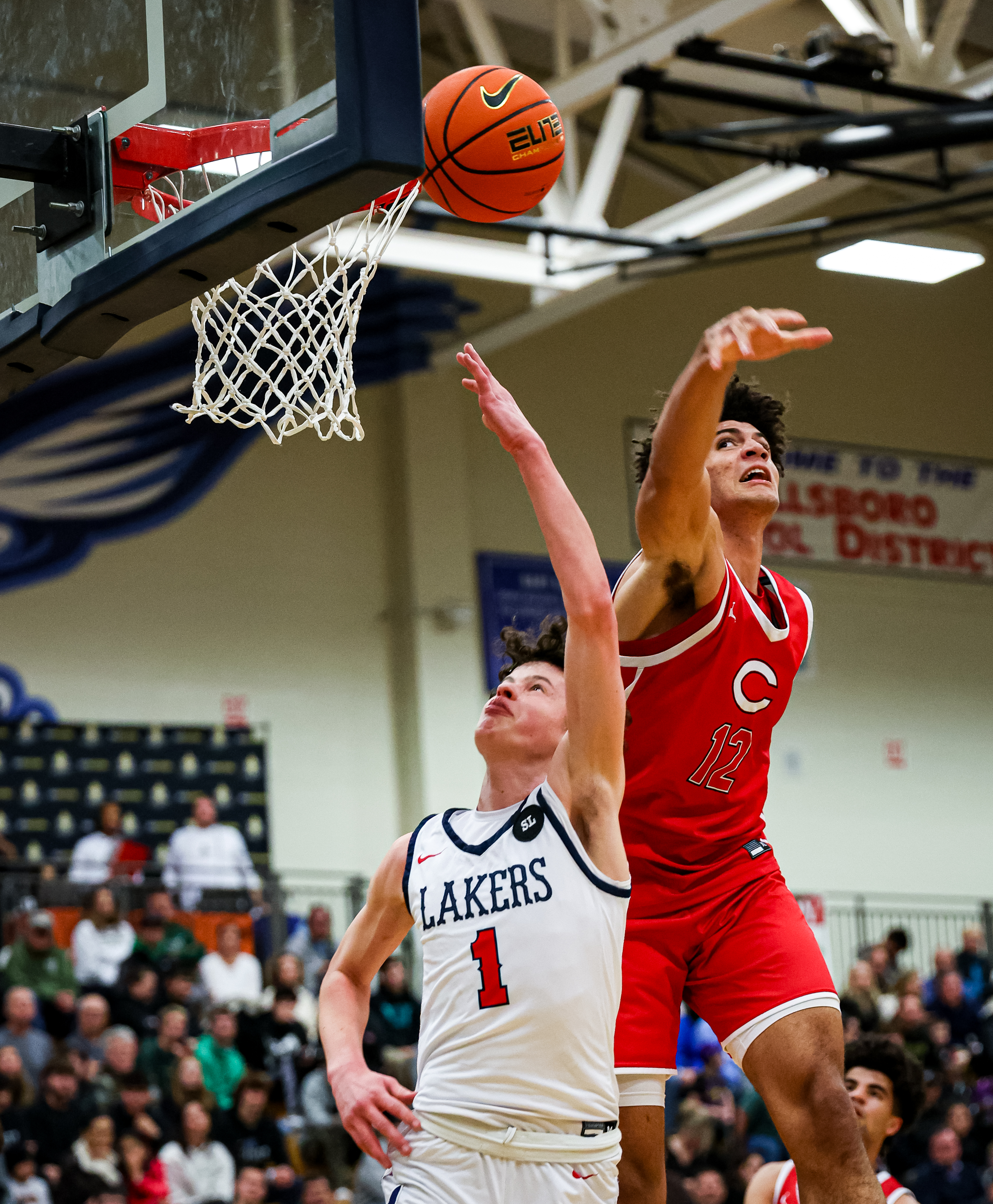 Les Schwab Invitational 2023: Columbus Explorers vs Lake Oswego Lakers ...