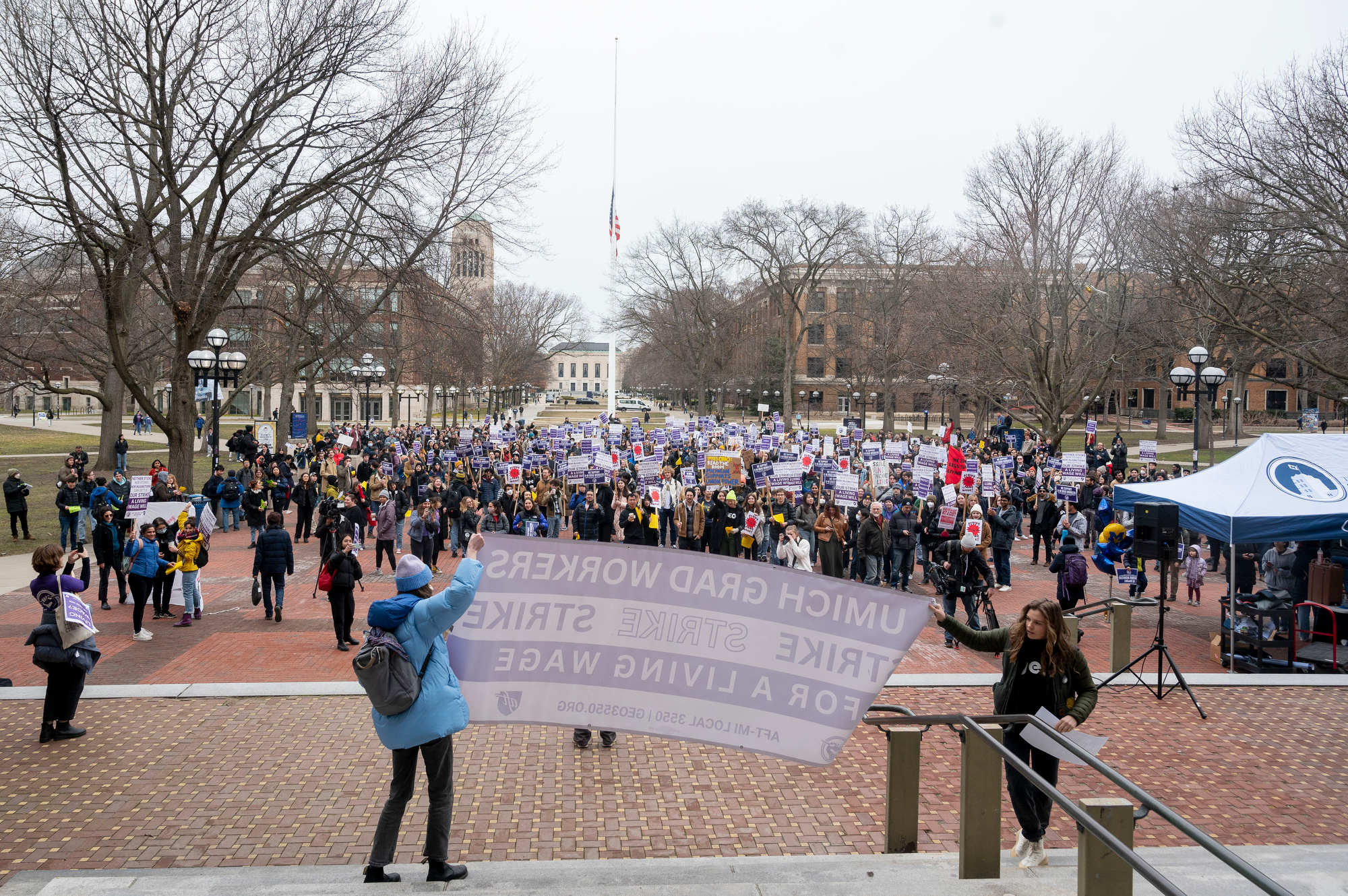 Graduate Employees Organization begins strike on University of Michigan ...