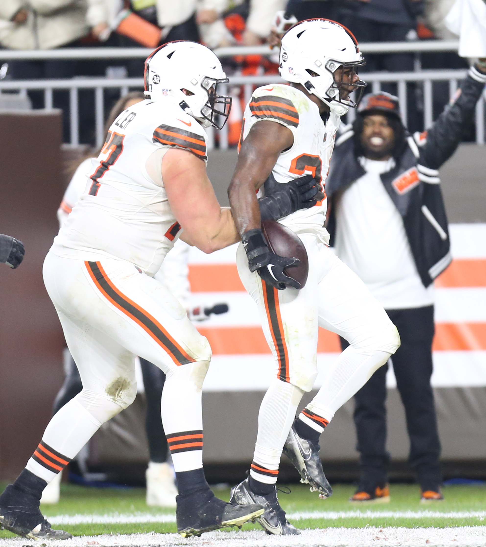 Cleveland Browns Jerome Ford vs. New York Jets, December 28, 2023 ...