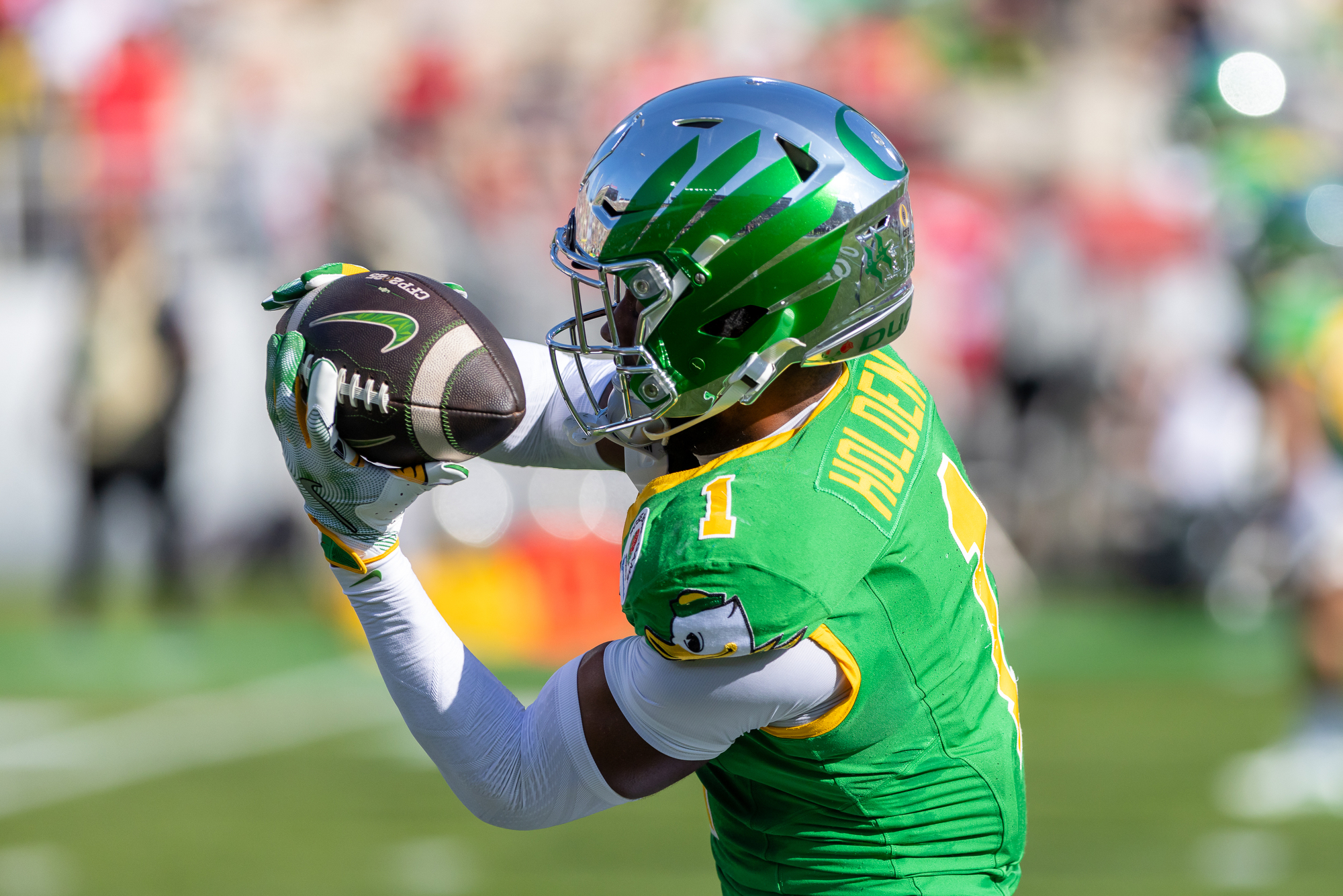 No. 1 Oregon Ducks vs. No. 8 Ohio State Buckeyes CFP quarterfinal at ...