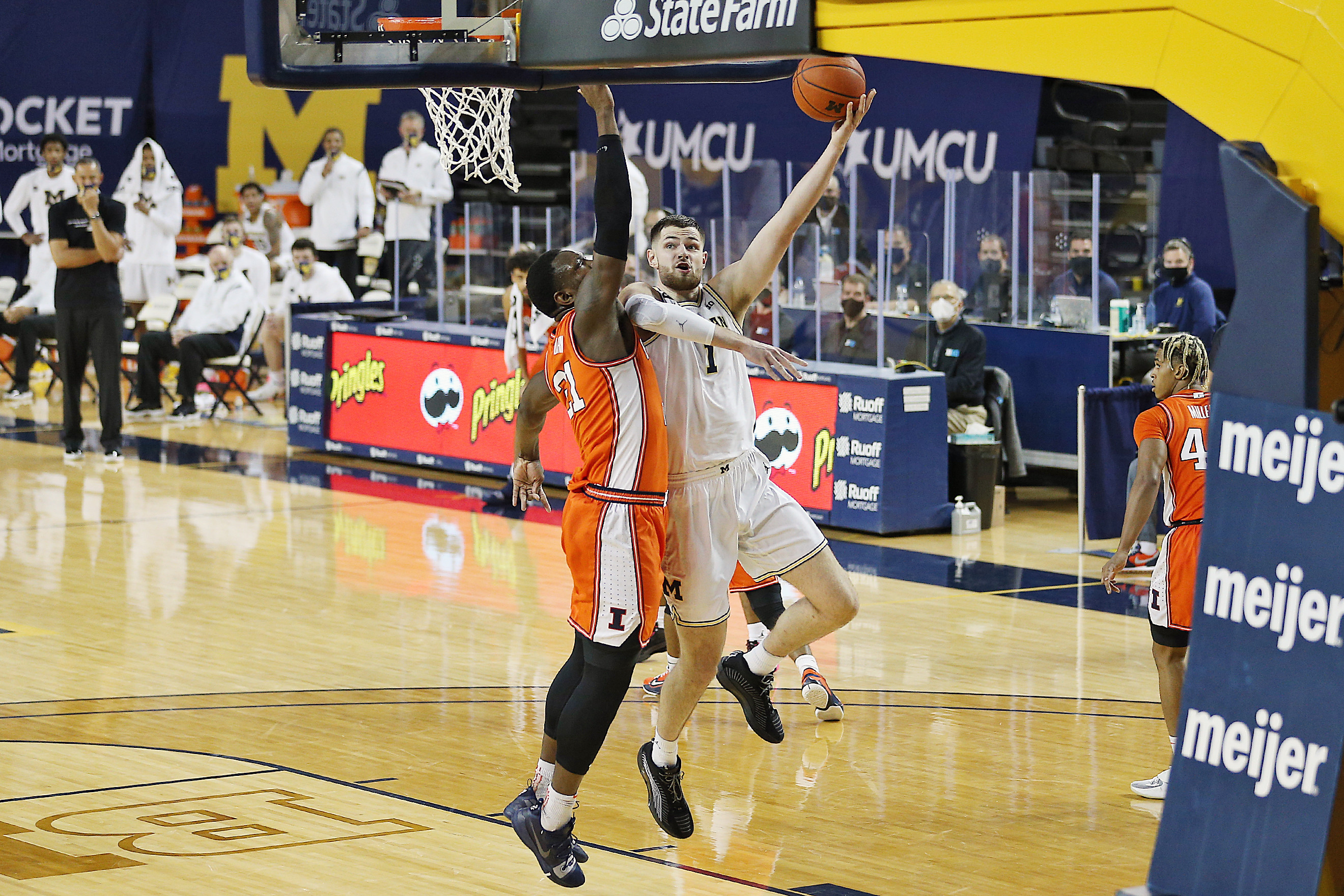 College basketball: Michigan vs. Illinois – March 2, 2021 - mlive.com