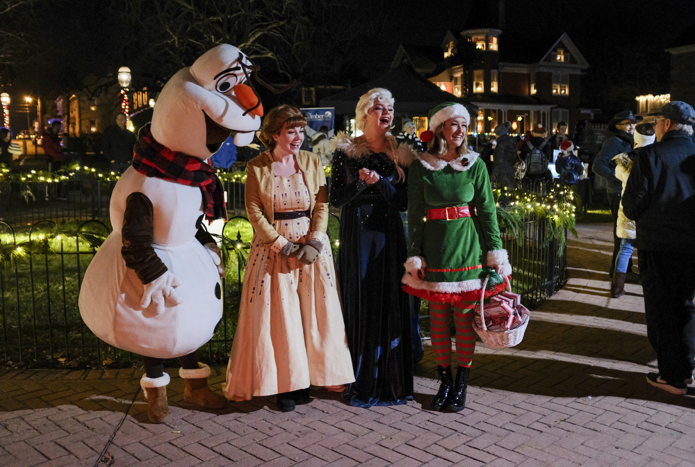 2021 Nazareth tree lighting ceremony - lehighvalleylive.com